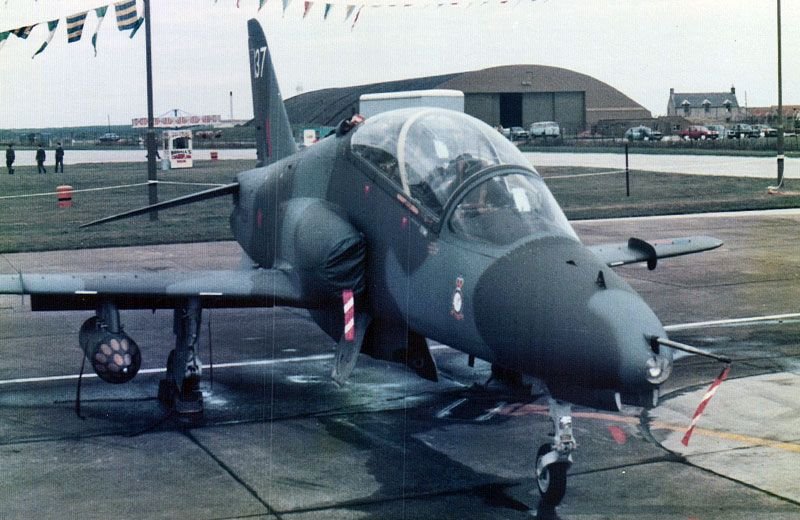 2 TWU Hawk Weapons Loadout - Page 2 - PPRuNe Forums