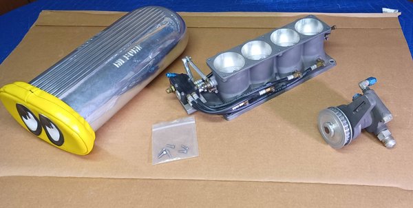 Hilborn 4 port injection hat with Hilborn fuel pump for Sale in ...