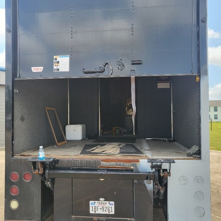 2001 Freightliner CENTURY WITH 30 FOOT BOX CONVERSION HOME for Sale in ...