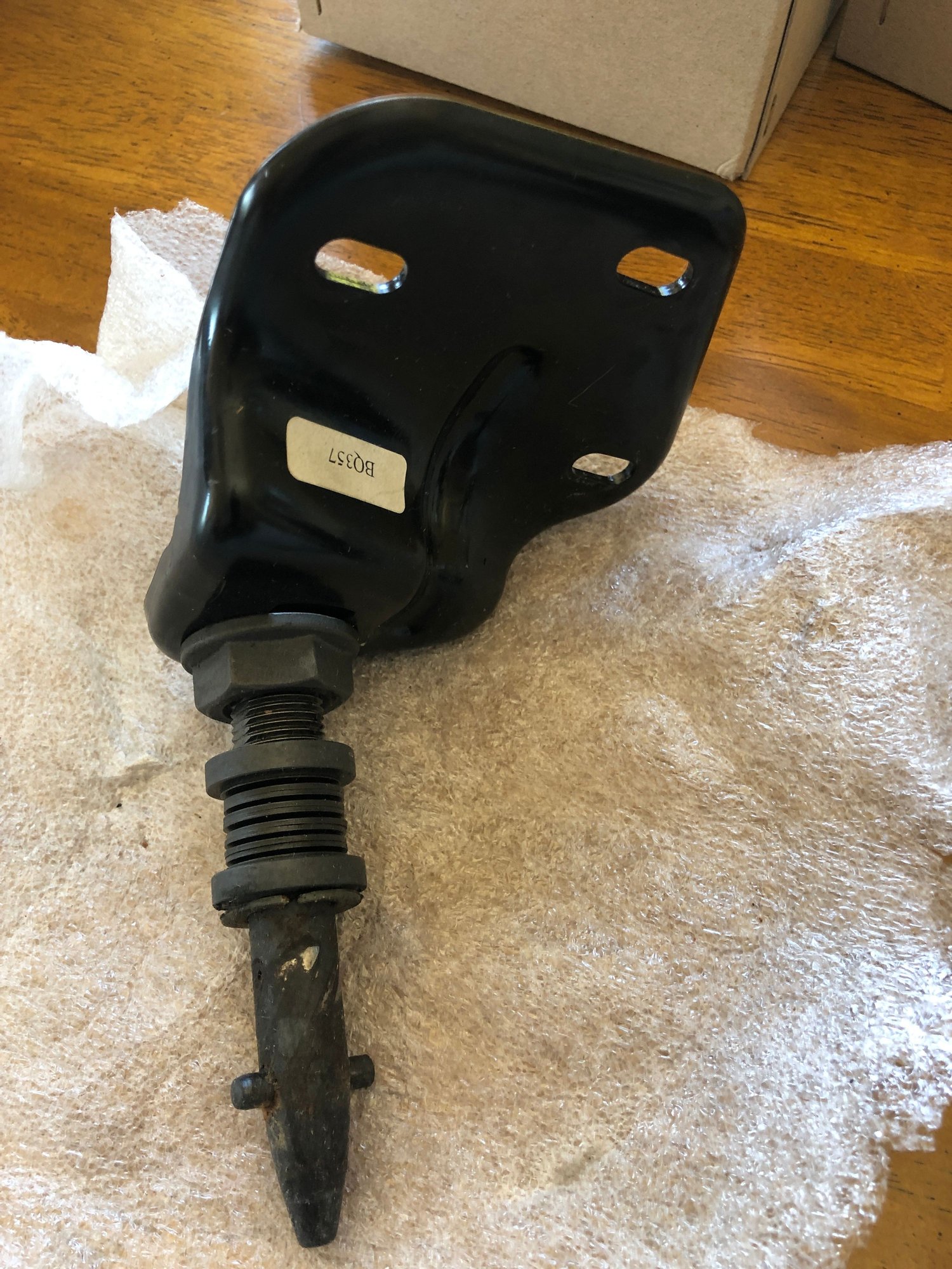 996 hard top latch early style 1999-2001 - Rennlist - Porsche ...