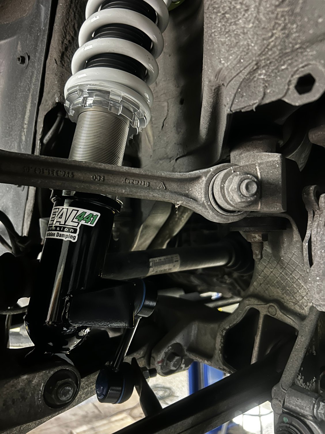 996 shock absorber parts- reusable? - Rennlist - Porsche Discussion Forums