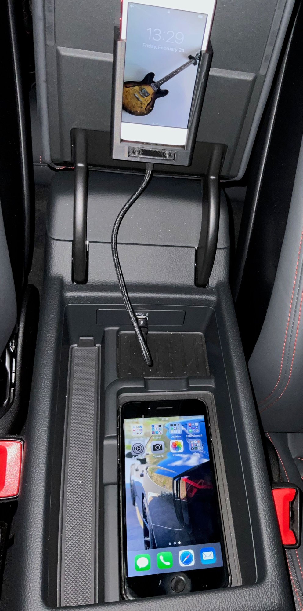 Q5 Armrest Phone Cradle for Android Auto and Apple CarPlay (price drop ...