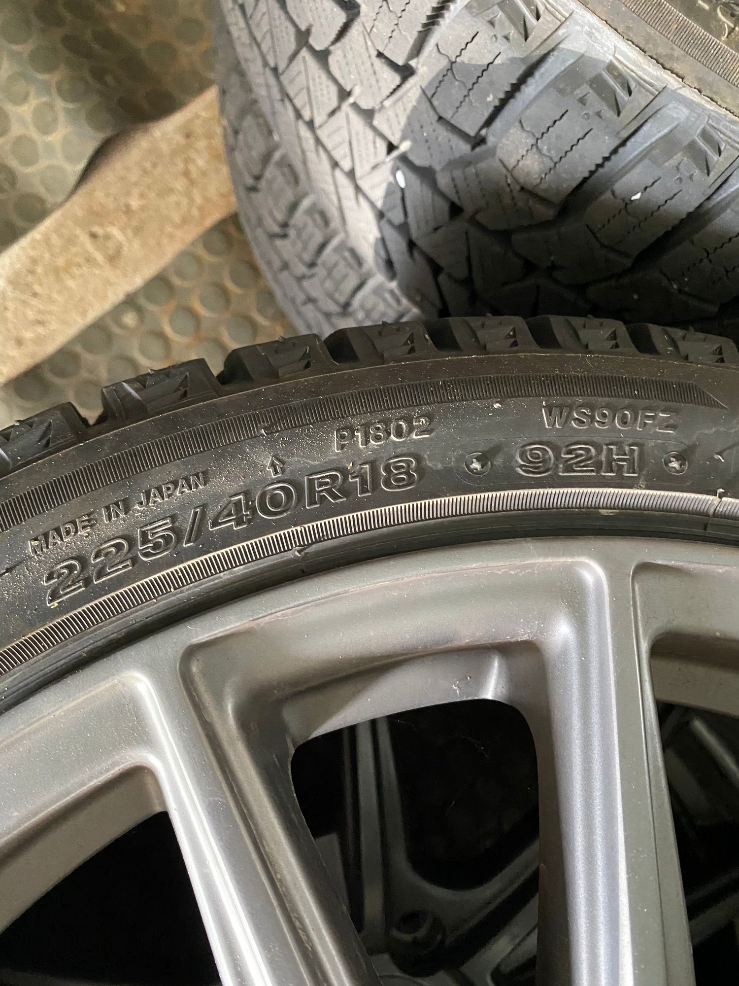 Bridgestone BLIZZAK Winter Tires Andros Wheels 225/40R-18 ALMOST NEW ...