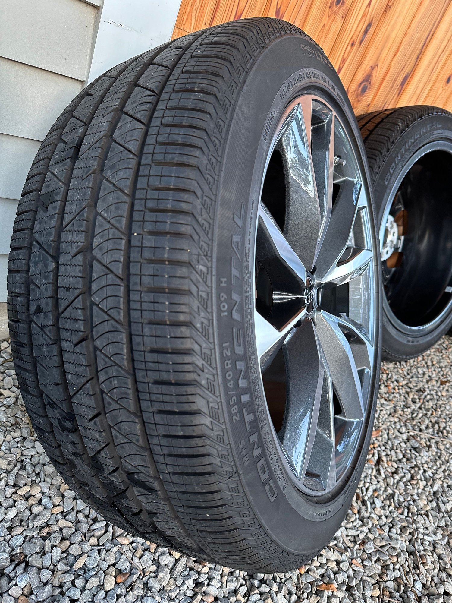 21 x 9.5" ET31 5 V Double Spoke SQ7 Wheels and Tires - 165 Miles Only ...