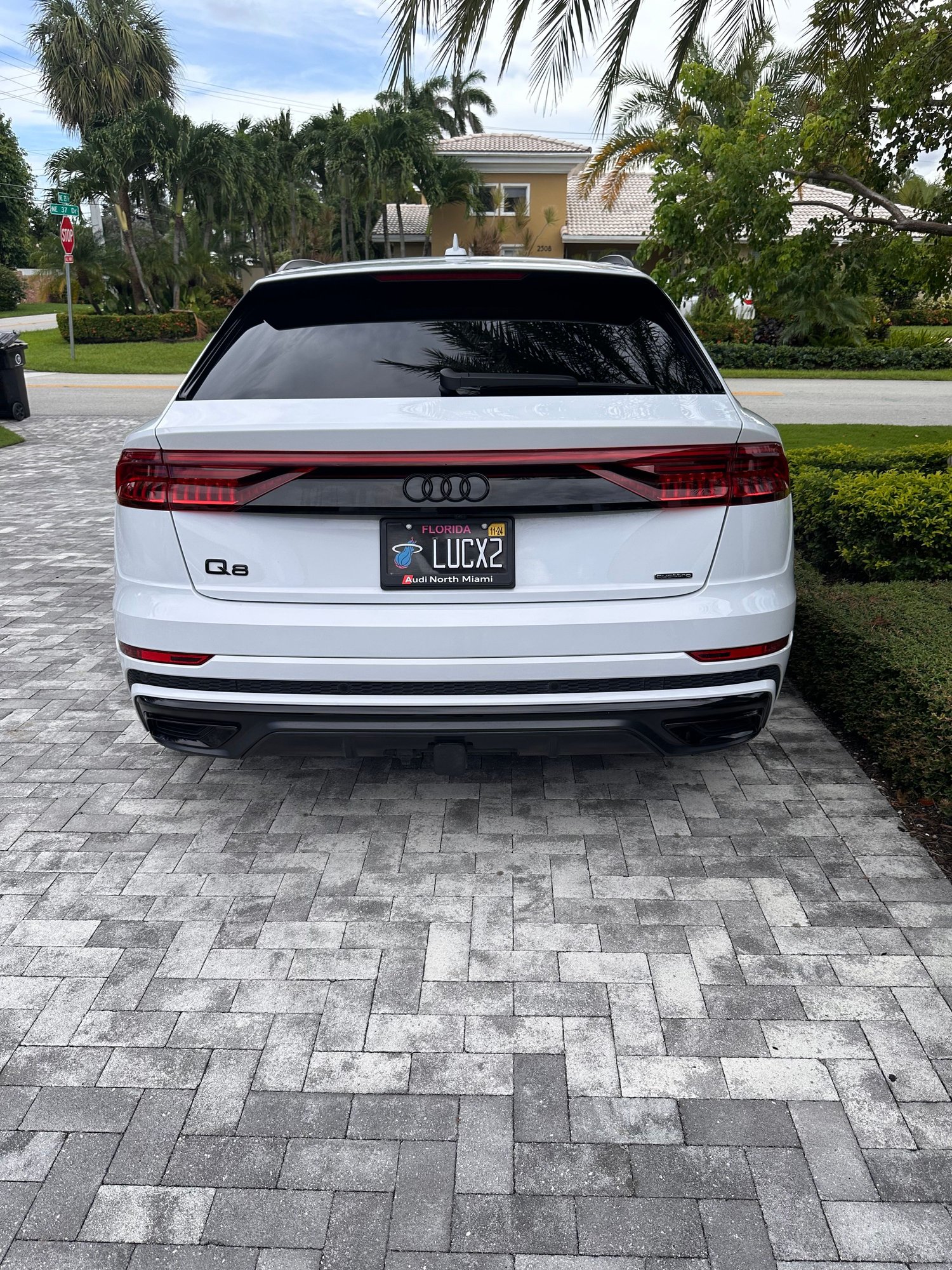 2022 MINT Q8 Prestige - S Line, Black Optics, fully loaded - AudiWorld ...