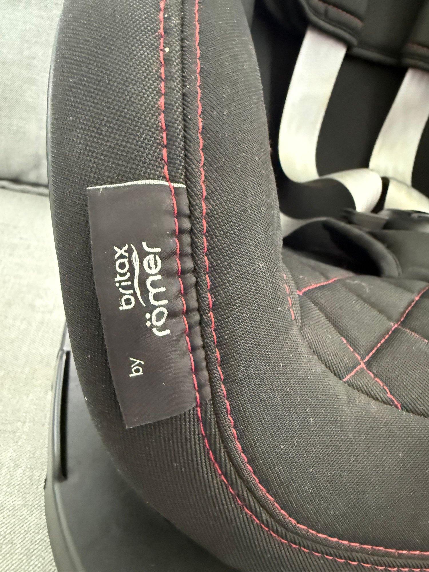 Dual Fix I-Size baby seat - AudiWorld Forums