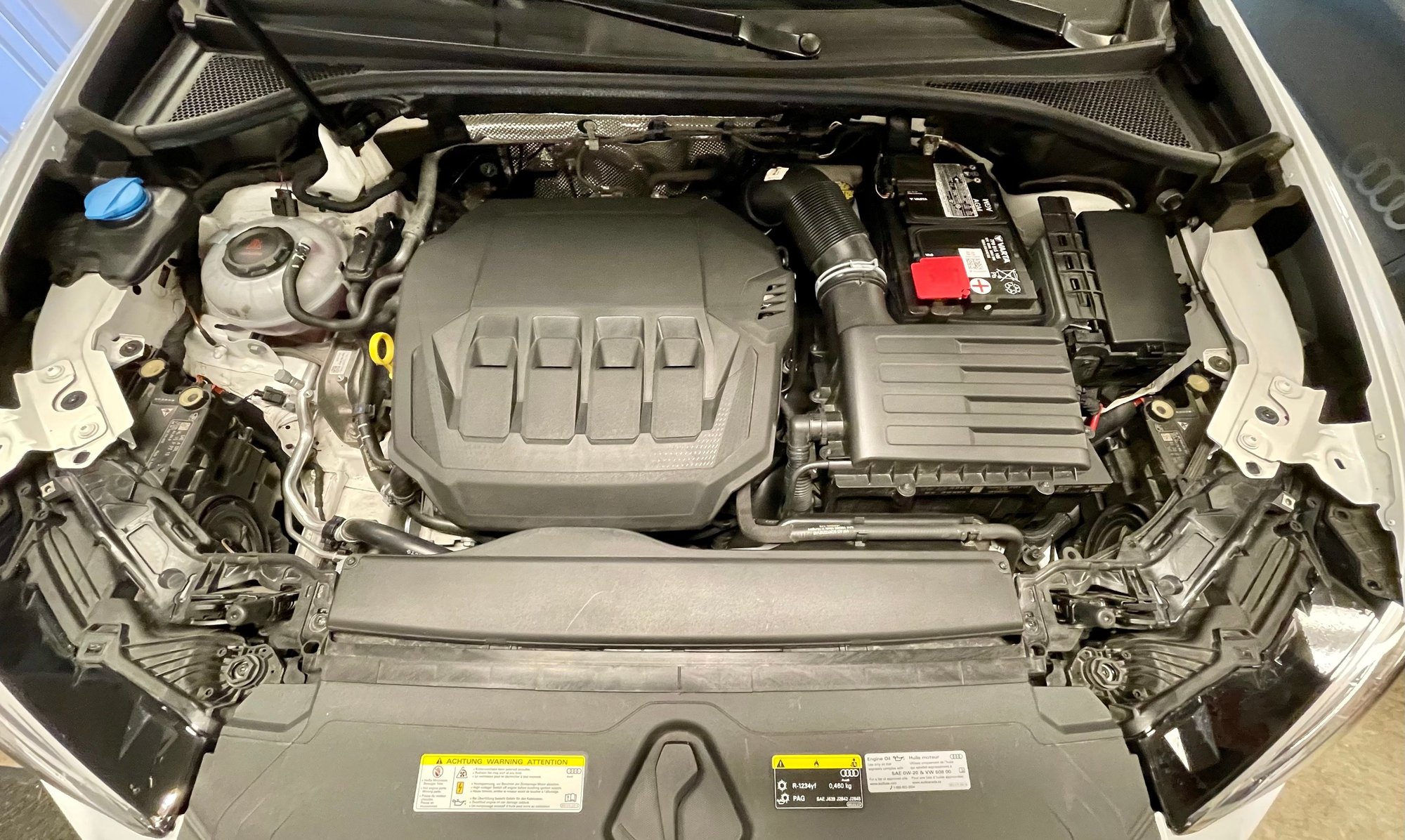 New Top Hat (Engine Cover) for My Plain Jane 2020 F3 Q3 USA 2.0T Motor ...