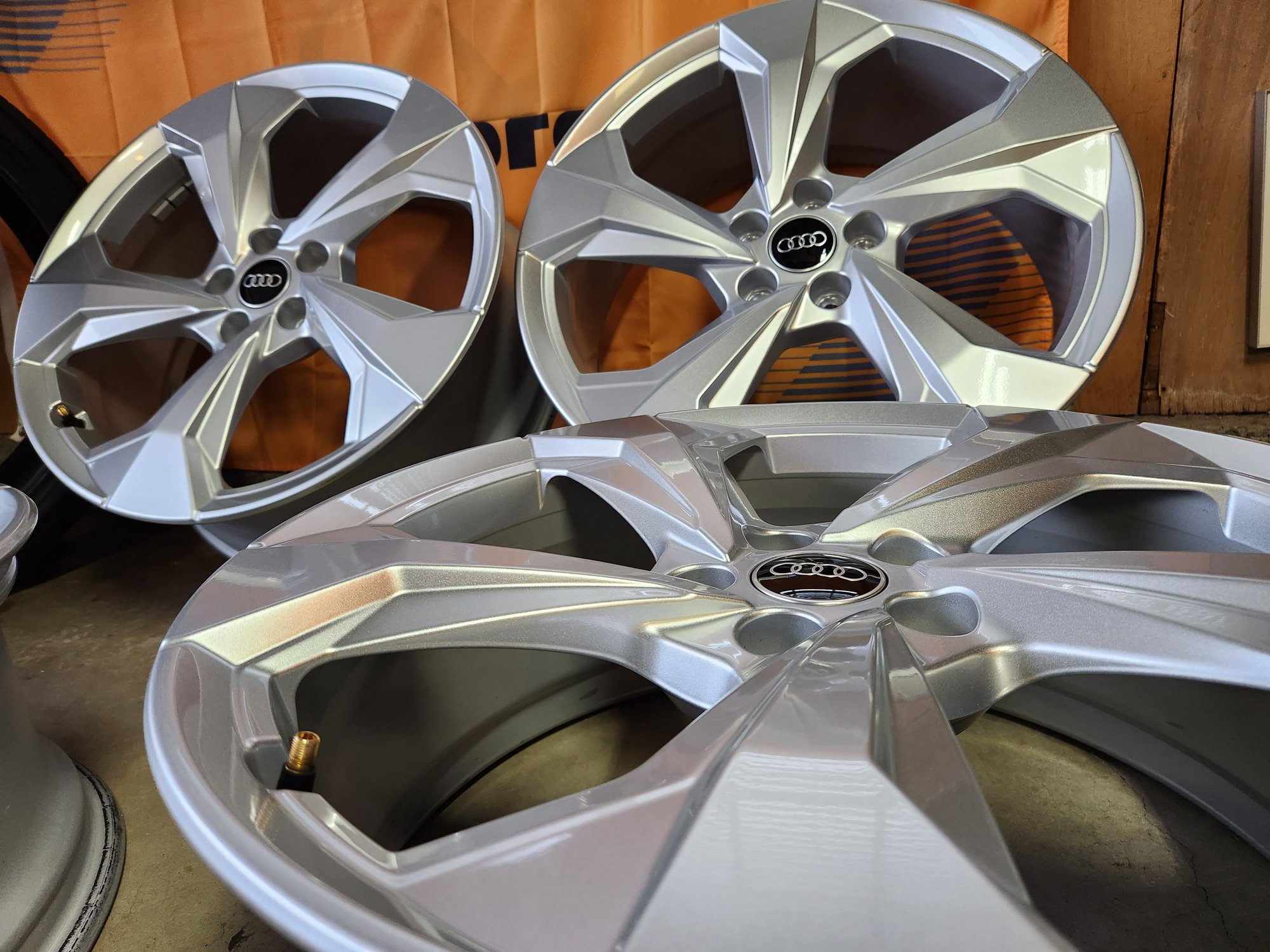 Audi Genuine OEM 20" wheels from Q5 - AudiWorld Forums