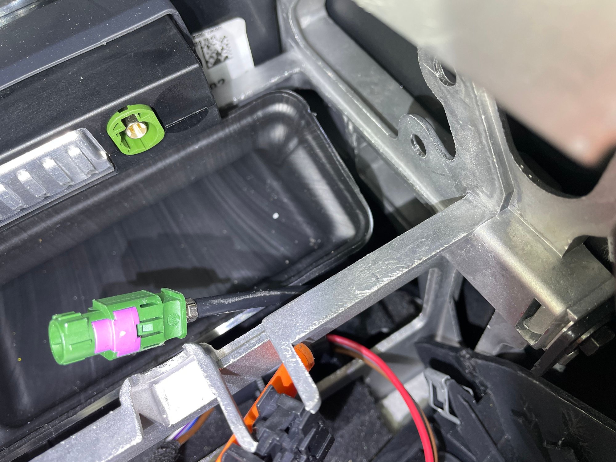 USB port retrofit - Page 9 - AudiWorld Forums