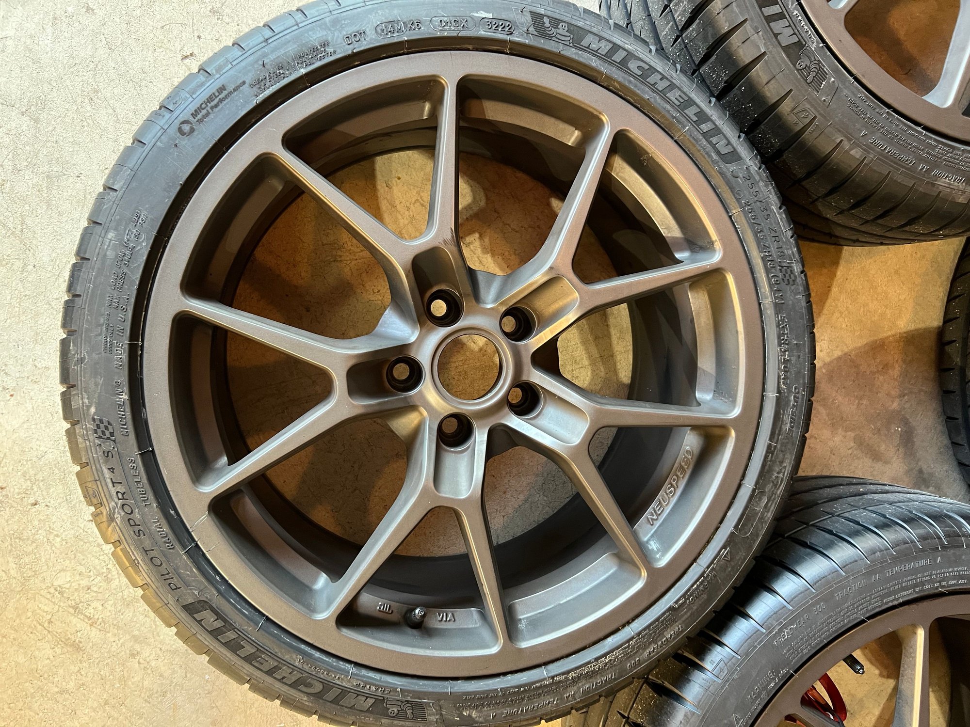 Neuspeed rse10 wheels and brand new ps4 tires - AudiWorld Forums