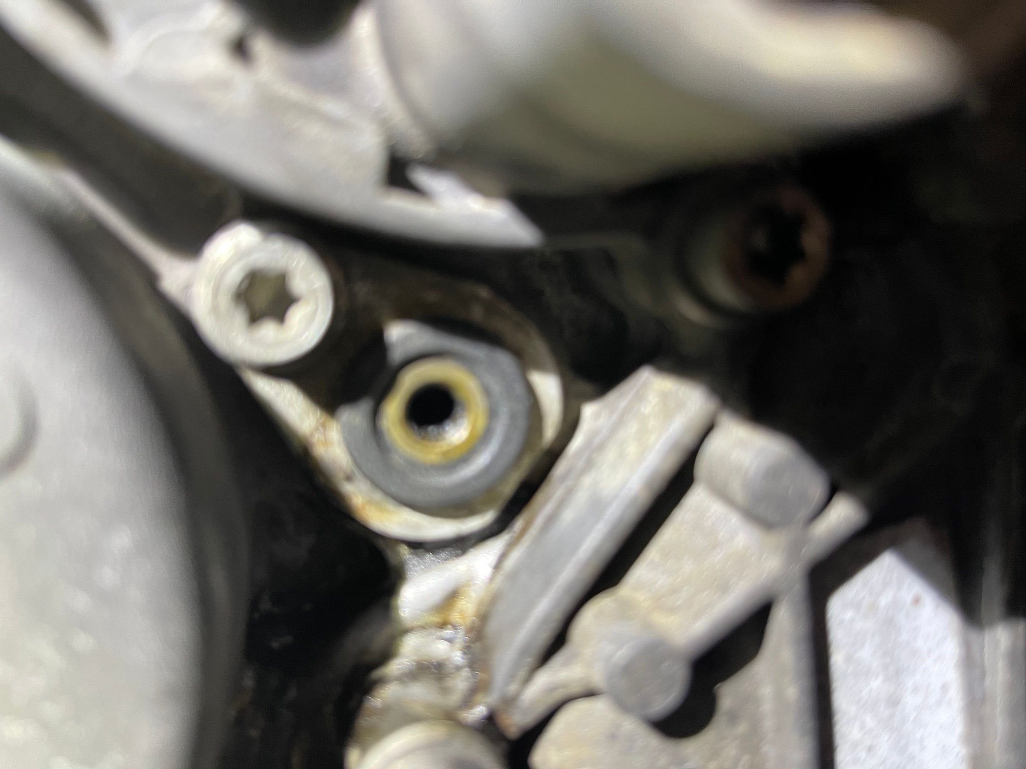 HELP! Audi Q7 TDI Leak - AudiWorld Forums