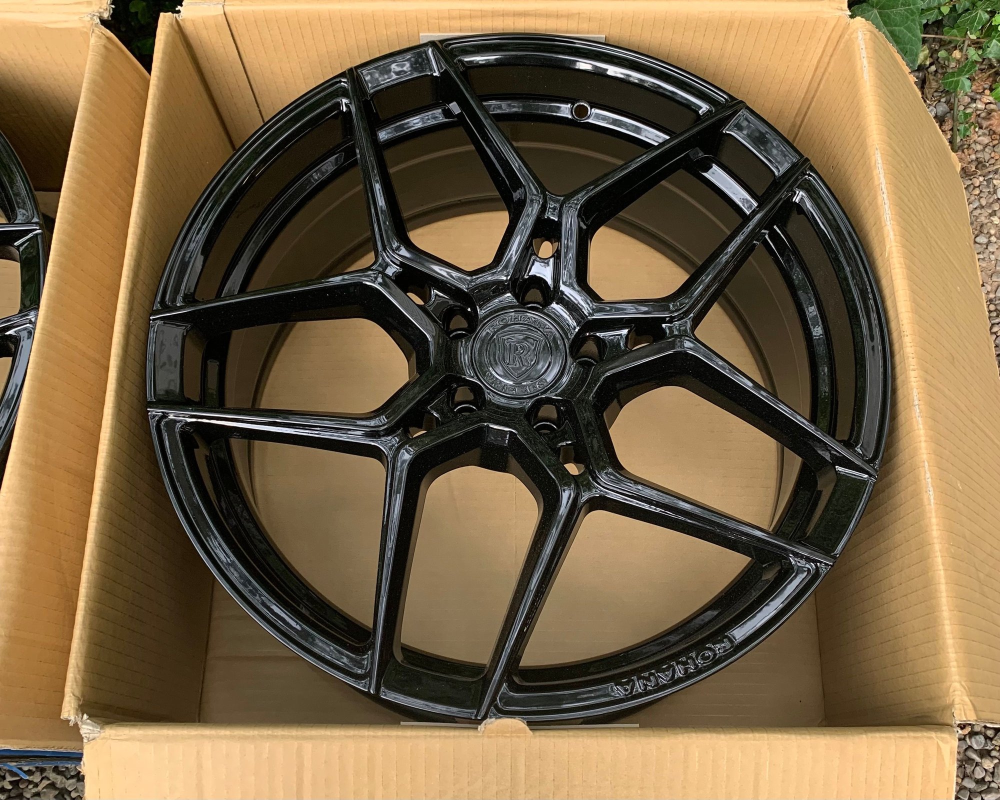Mint Set!! 20X9 Black ROHANA RFx11 wheels 5x112 Private seller/Half off ...
