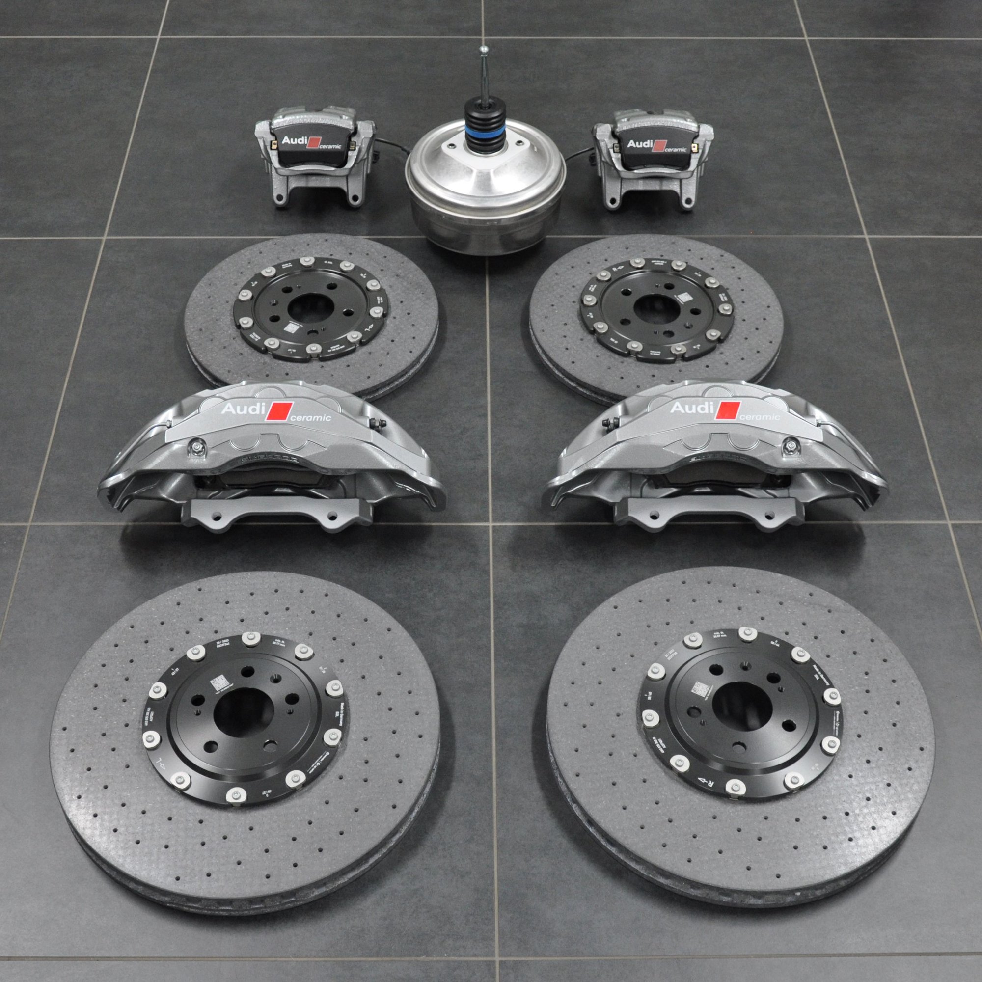 OEM Audi RS6/RS7 C8 Carbon Ceramic Brake Kit (F: 440mm R: 370mm) RED ...