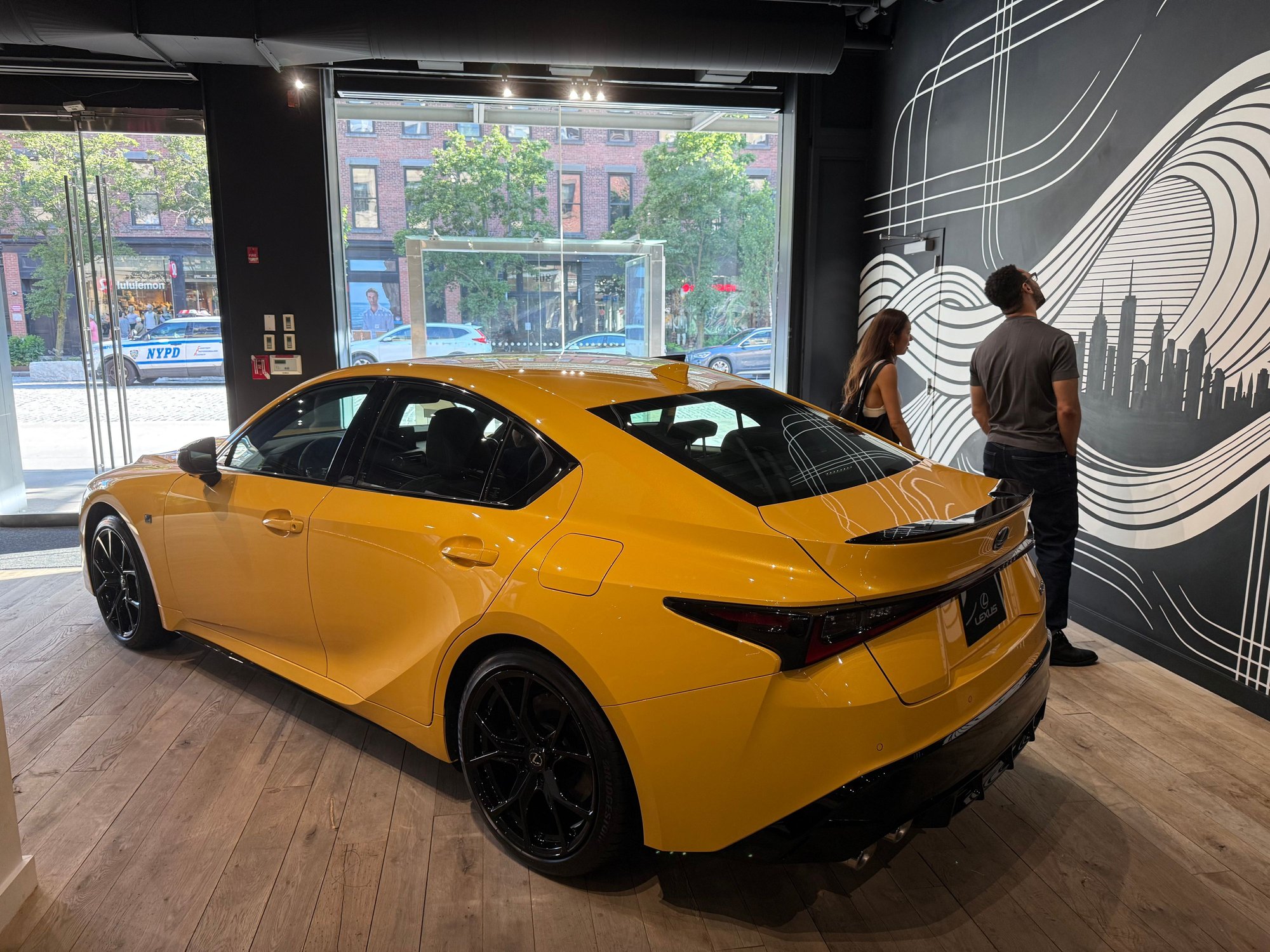 Lexus ”popup” Store - ClubLexus - Lexus Forum Discussion