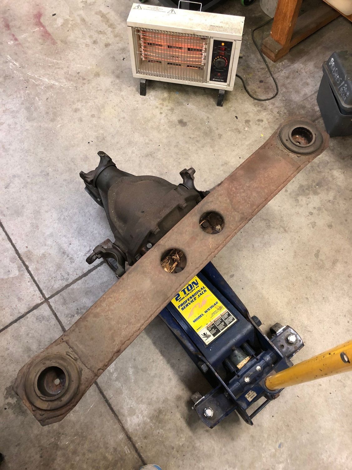 Trans jack adapter for diff using Pittsburgh floor jack - CorvetteForum ...