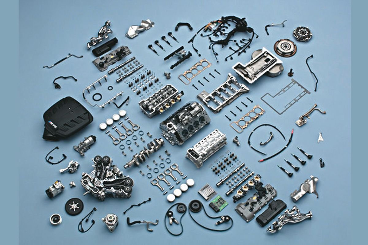 Will have the C8 an engine with crossplane or flat crankshaft ...