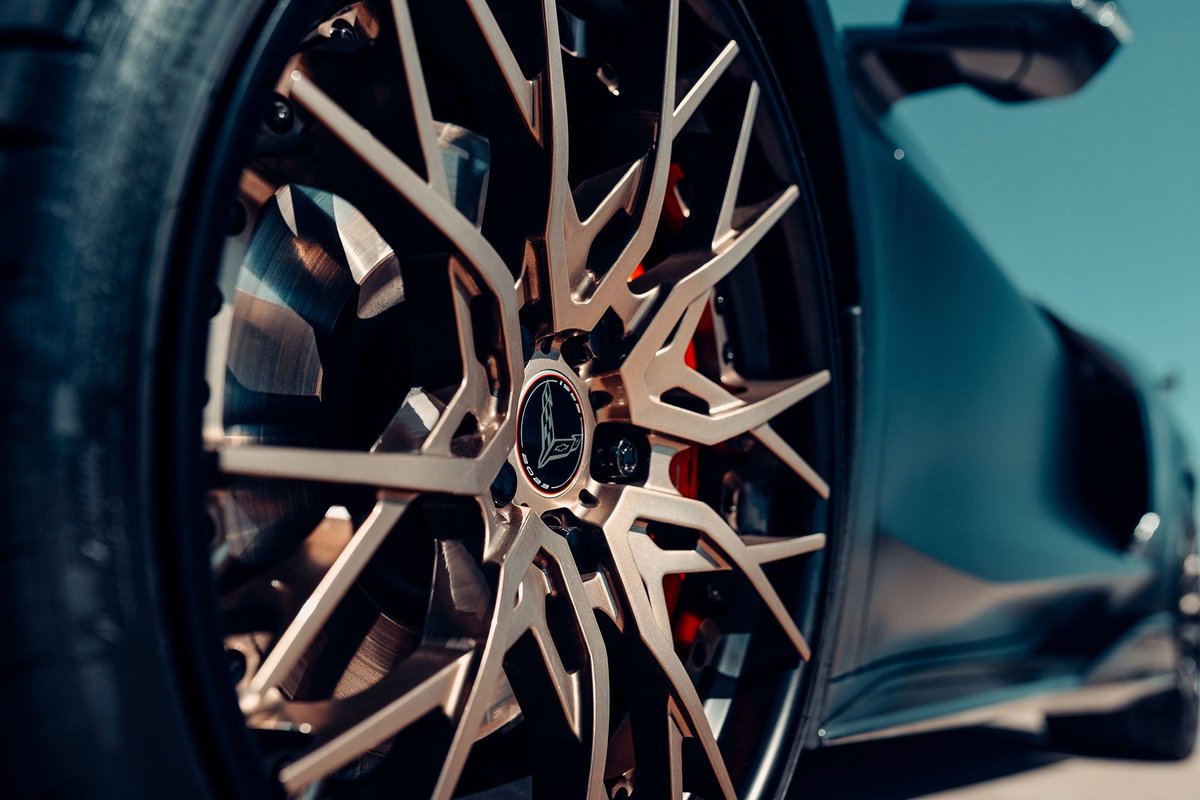 Wrapped Corvette C8 on Forgedlite DC20 2pc Forged Wheels Photoshoot ...