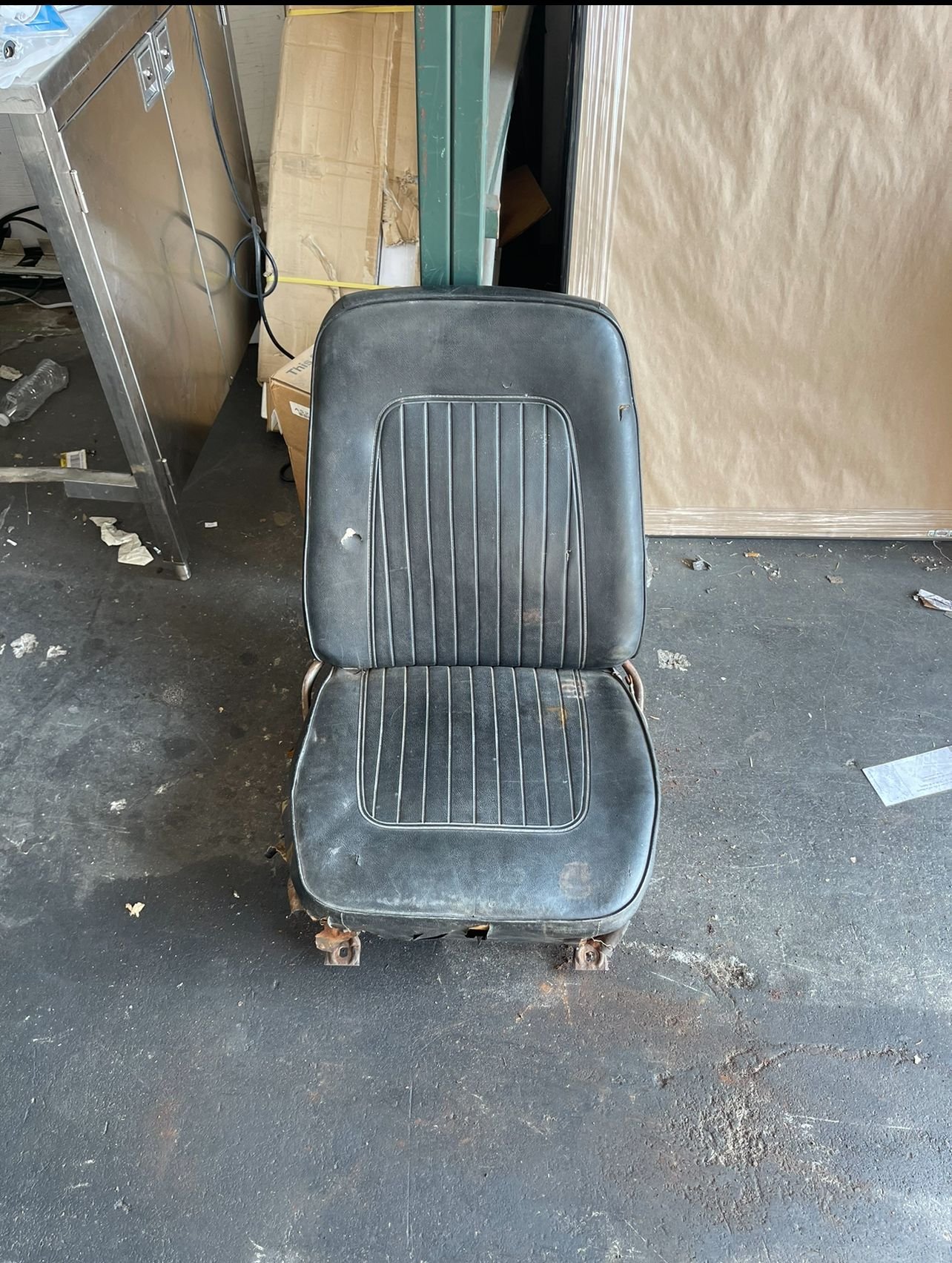 C2 Anyone know what model seats these are?? - CorvetteForum - Chevrolet ...