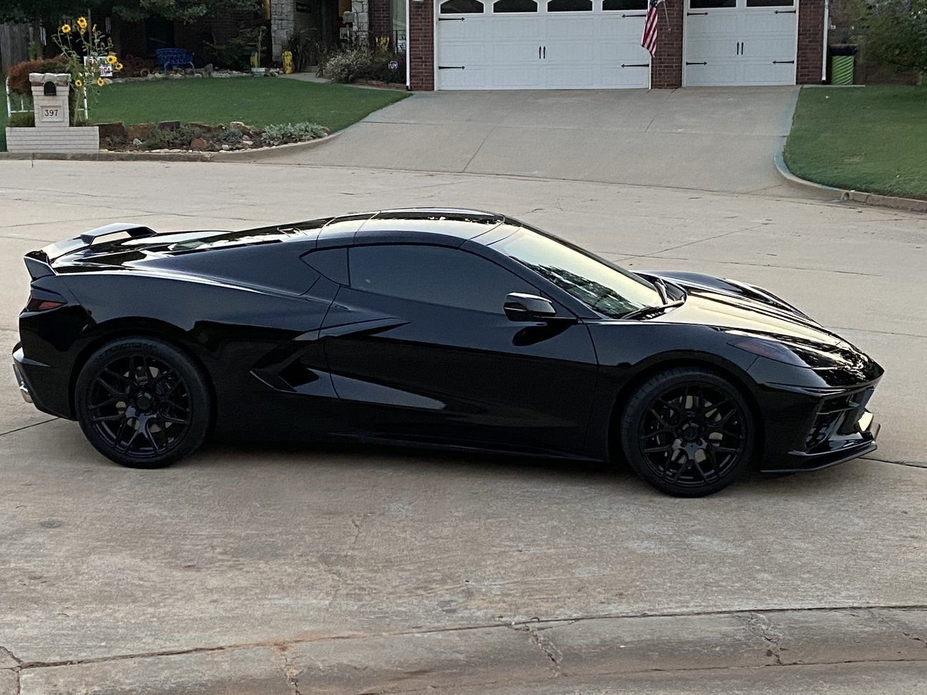 Black C8 in Downtown Abu Dhabi - CorvetteForum - Chevrolet Corvette ...