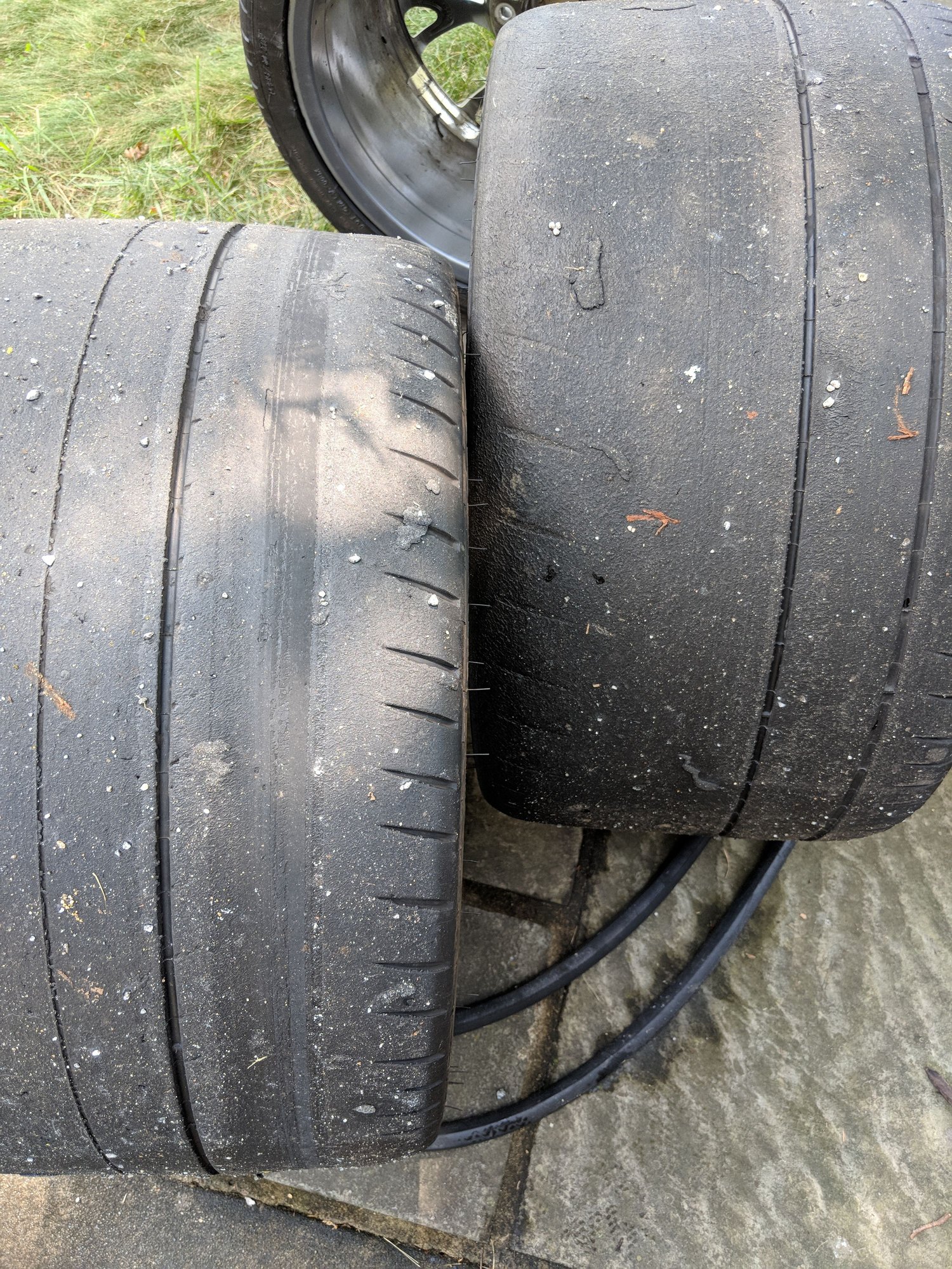 Cup 2 tires tread peeling off - Page 3 - CorvetteForum - Chevrolet ...