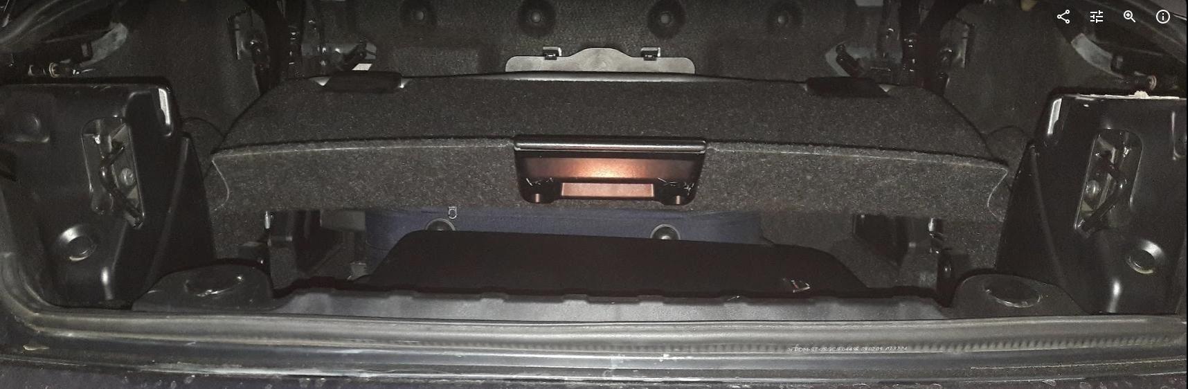C6 trunk/cargo space, when targa top/roof is stowed. - CorvetteForum ...