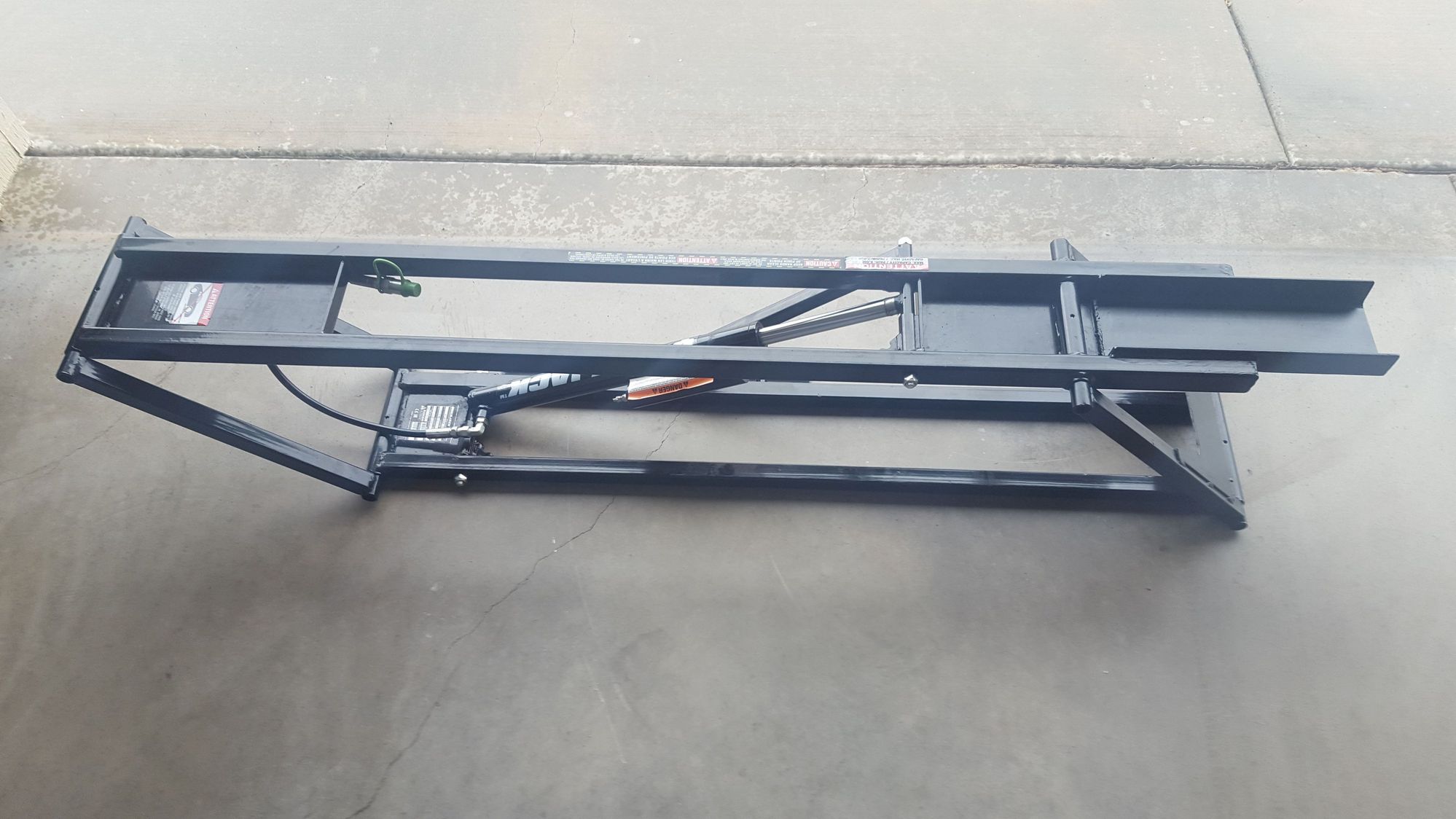 Quick Jack Lift System 7000TL used to lift C8... - CorvetteForum ...