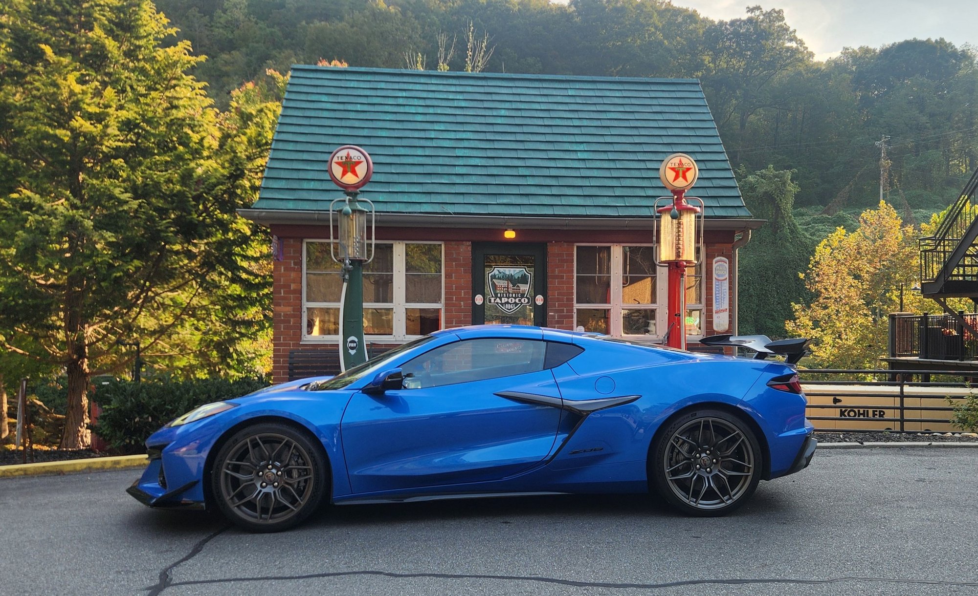 Official Riptide Blue Metallic ZO6 Color Thread - CorvetteForum ...