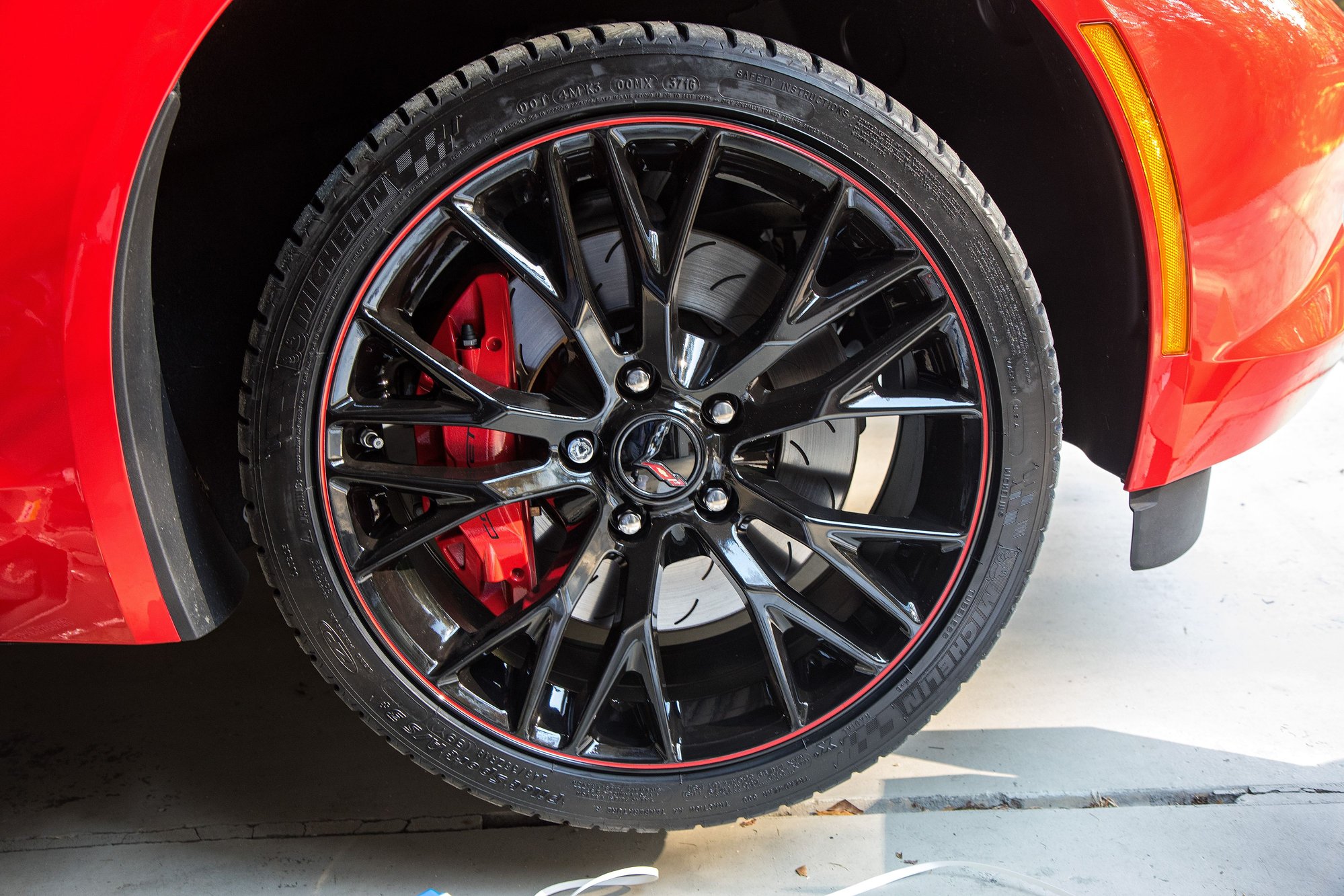 Adding a red stripe on the black Z06 wheels - CorvetteForum - Chevrolet ...