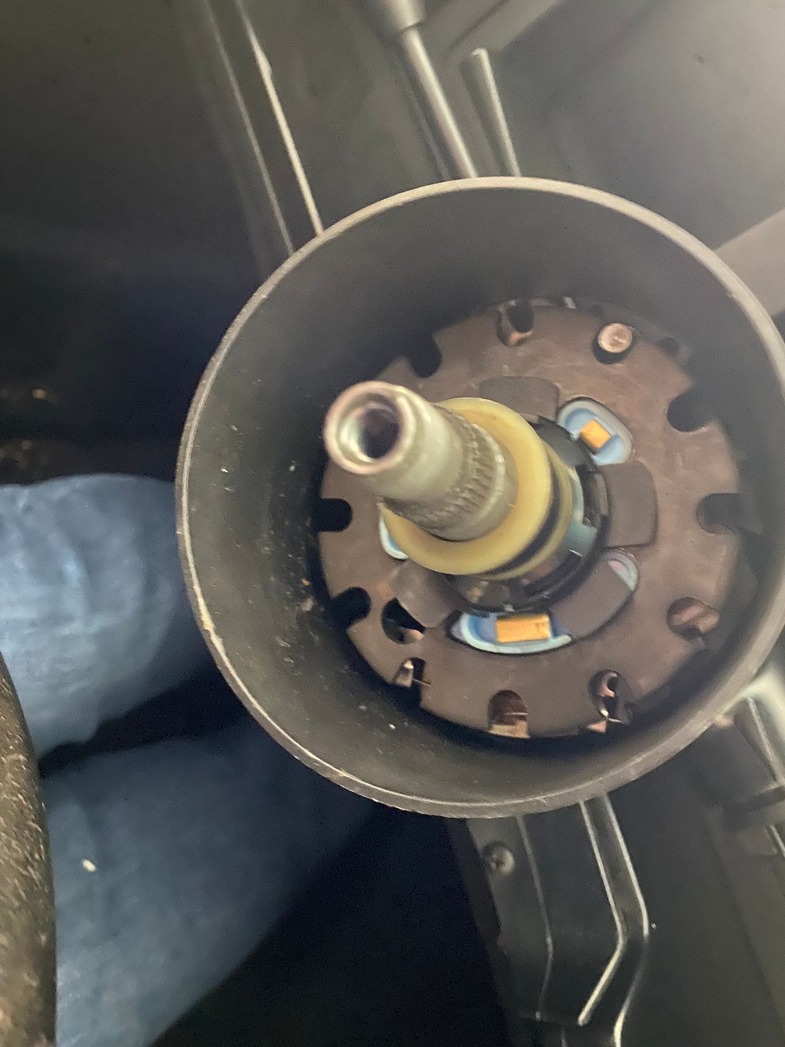 C4 horn contact spring insulator - CorvetteForum - Chevrolet Corvette ...