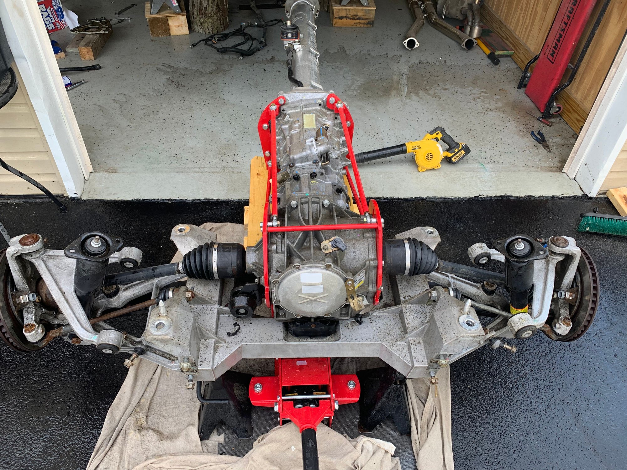 Z06 2001 z06 what is this leak?? Please help - CorvetteForum ...