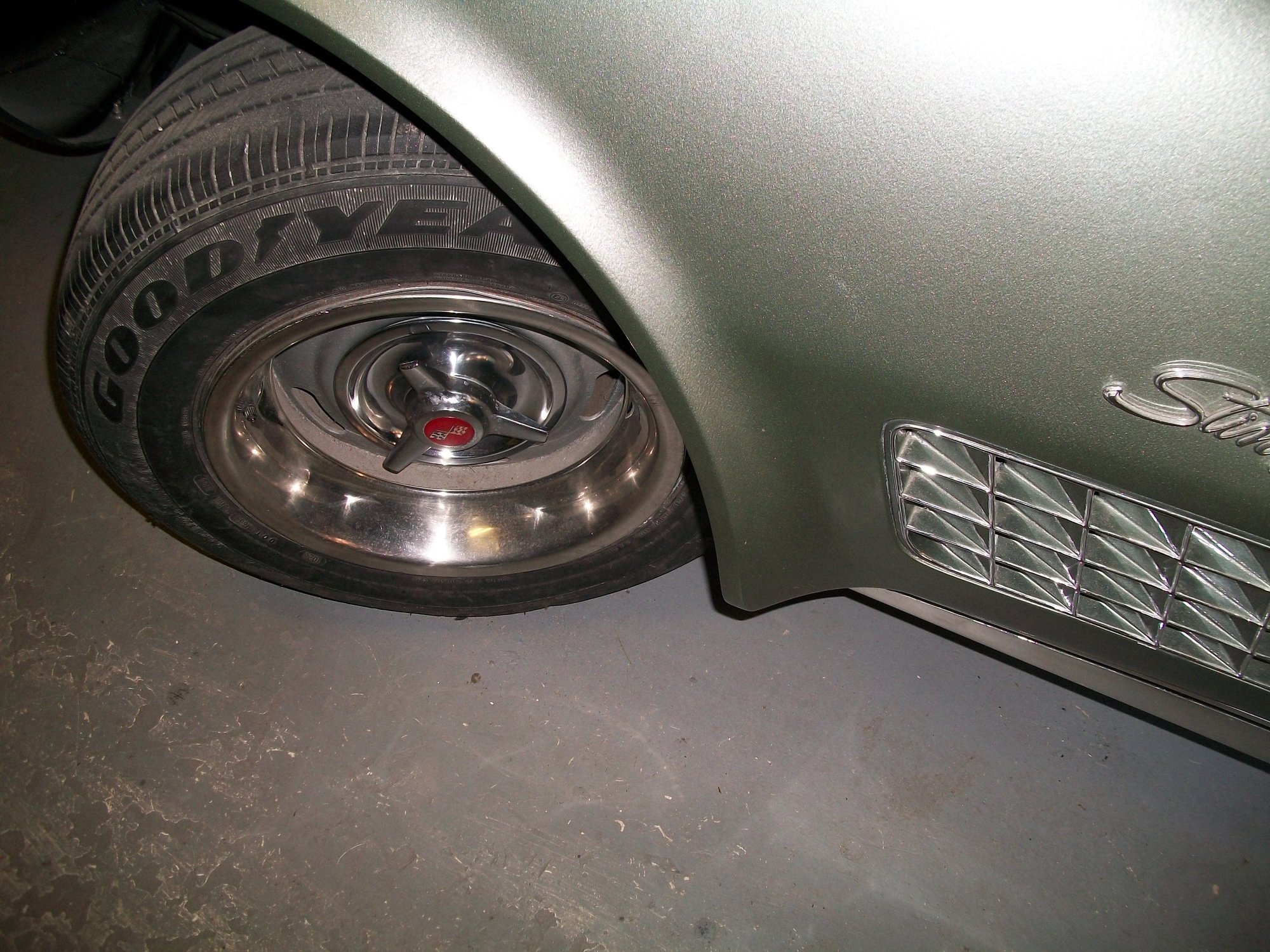 C3 Corvette Rally Wheels (White) - CorvetteForum - Chevrolet Corvette ...