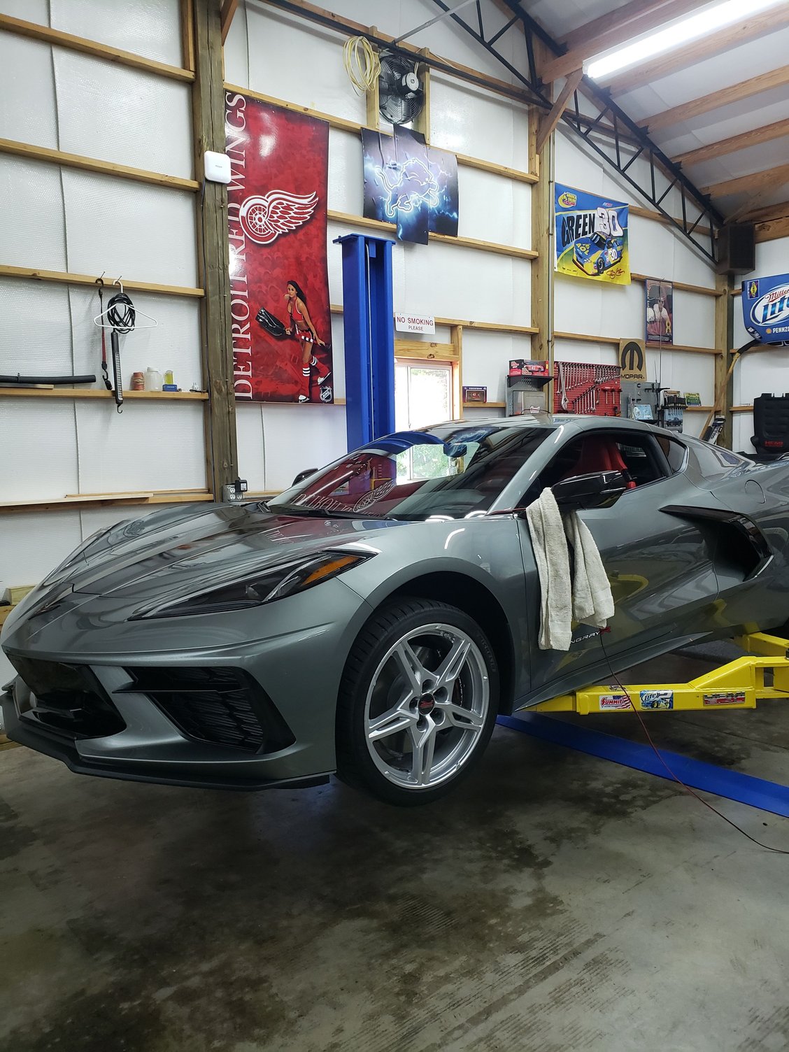 car lift for C8 - CorvetteForum - Chevrolet Corvette Forum Discussion