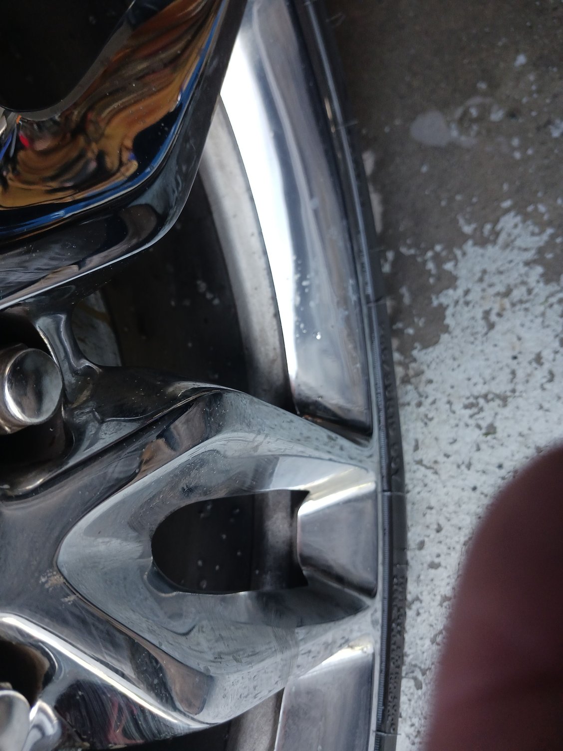 2014 Z51 Chrome Wheel Pitting - CorvetteForum - Chevrolet Corvette ...