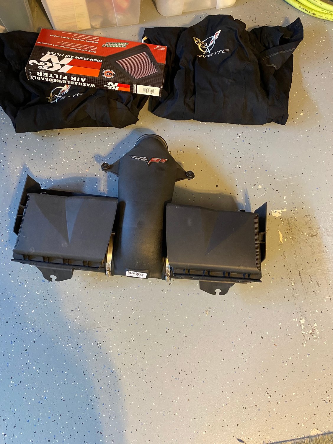 FS (For Sale) Original intake off my 07 - CorvetteForum - Chevrolet ...