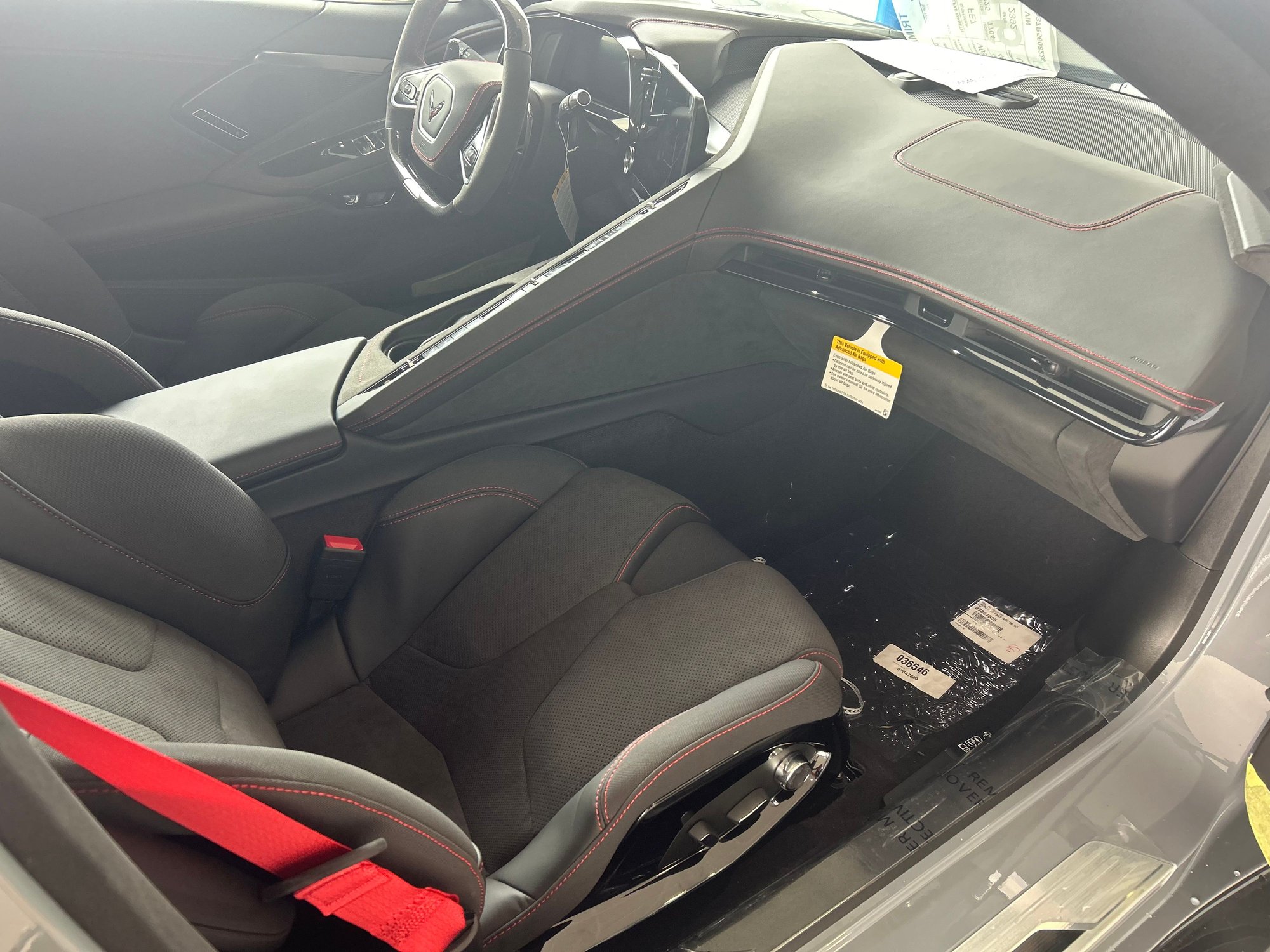 Need clarification on carbon fiber & stealth interior trim package ...