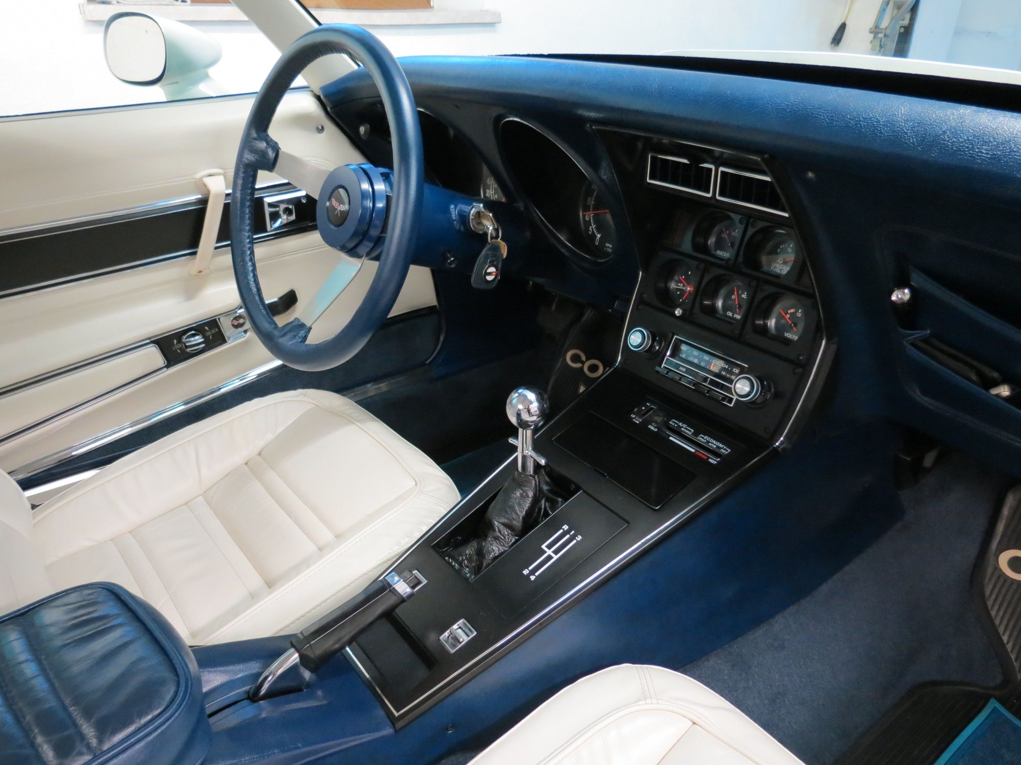 Two Tone Interiors???... - Page 2 - CorvetteForum - Chevrolet Corvette ...