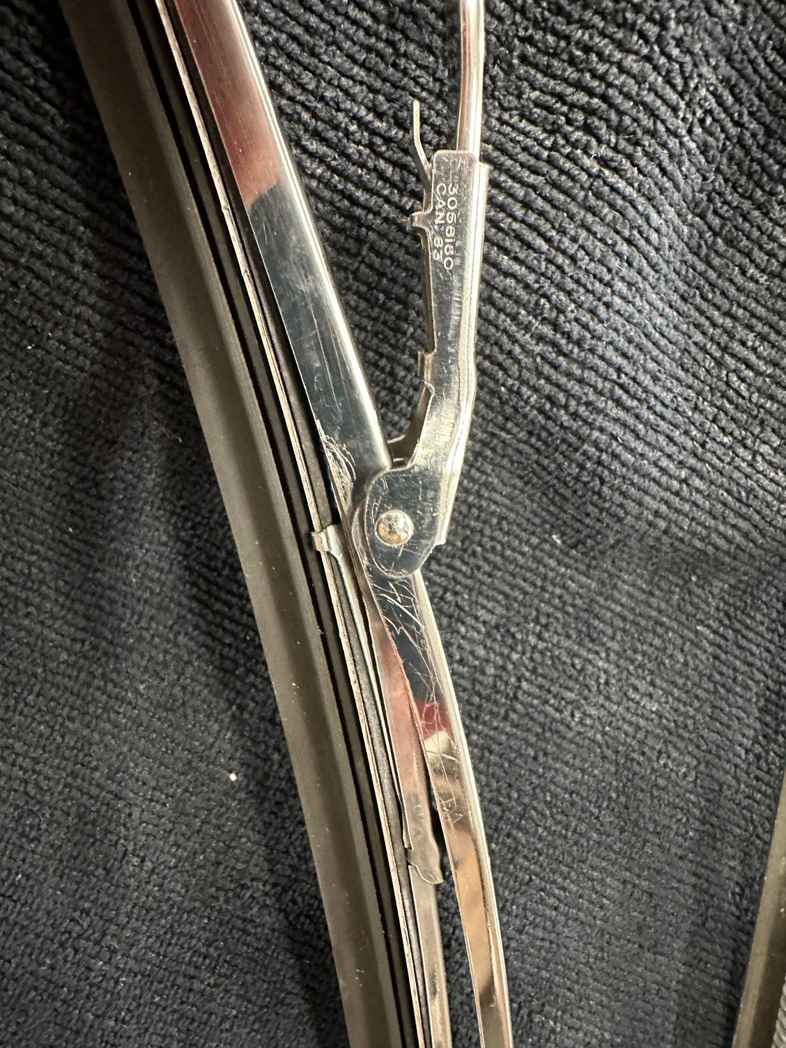 FS (For Sale) Wiper blade arm, holders (2) and blades C2 Trico/Anco ...