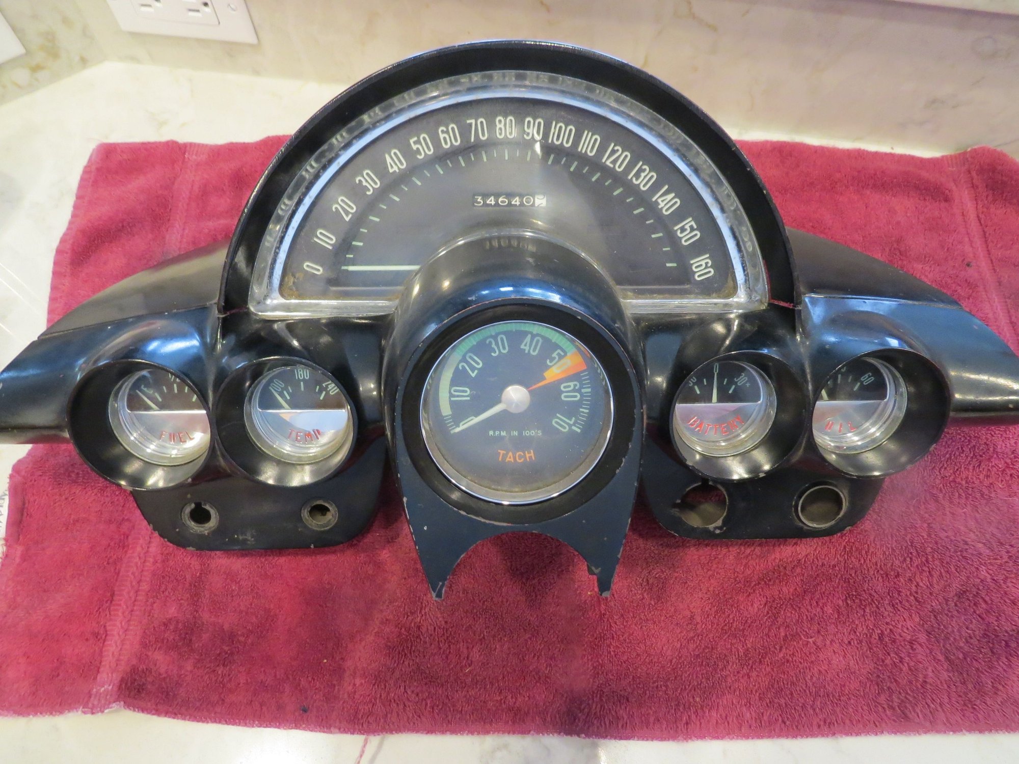 FS (For Sale) 1958-1962 dash cluster complete - CorvetteForum ...