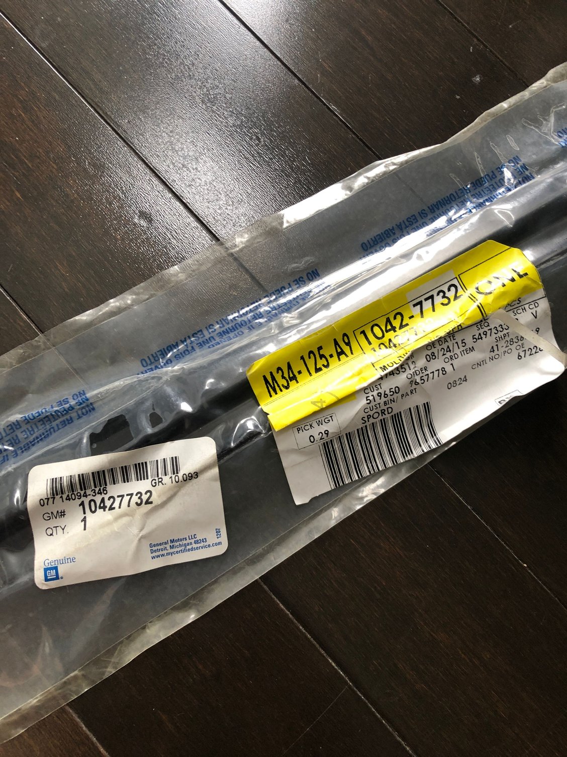 FS (For Sale) New OEM upper windshield molding 10427732 - CorvetteForum ...