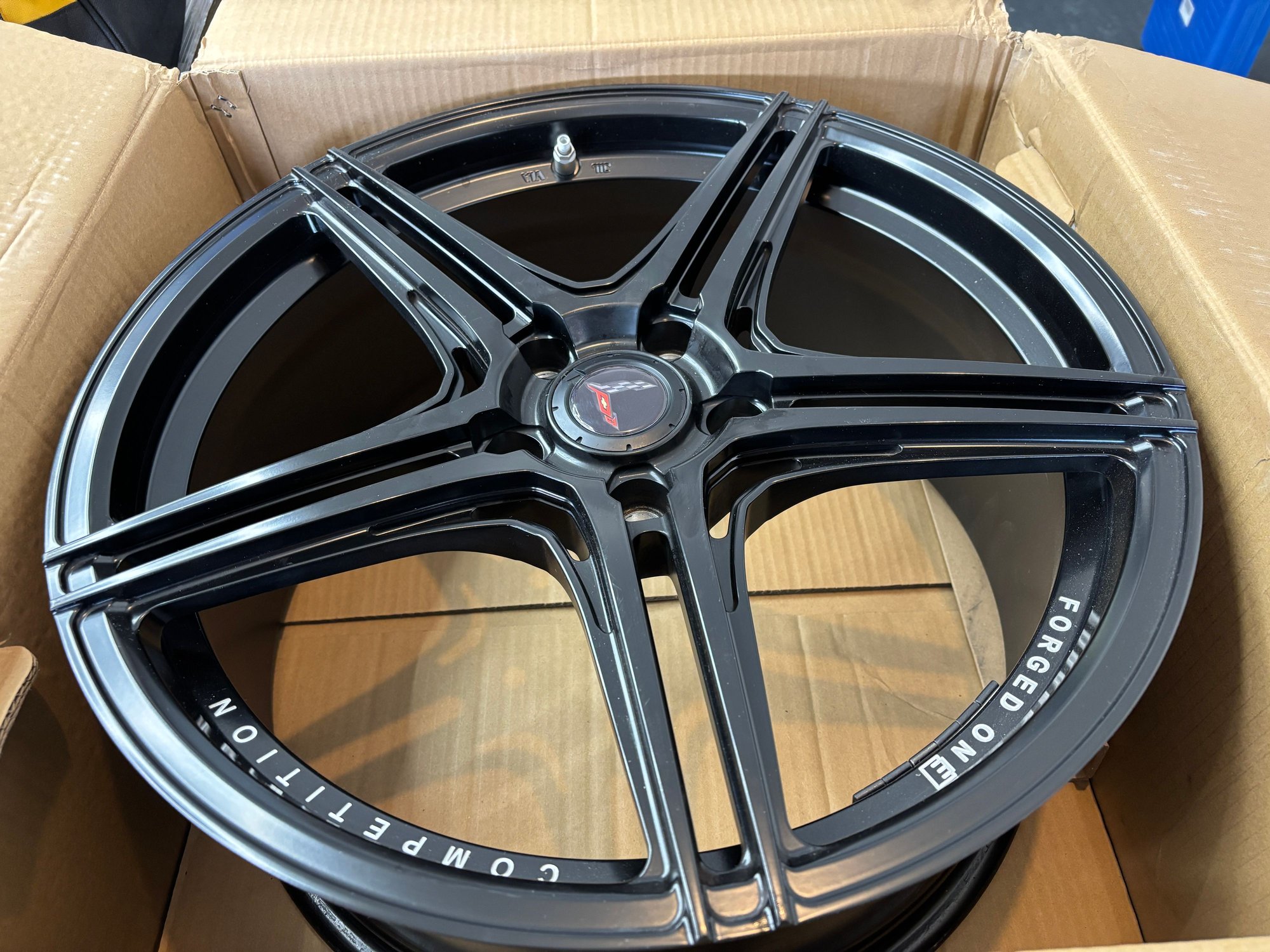 FS (For Sale) Forged One FF05 Wheels / Michelin PS 4S Tires ...