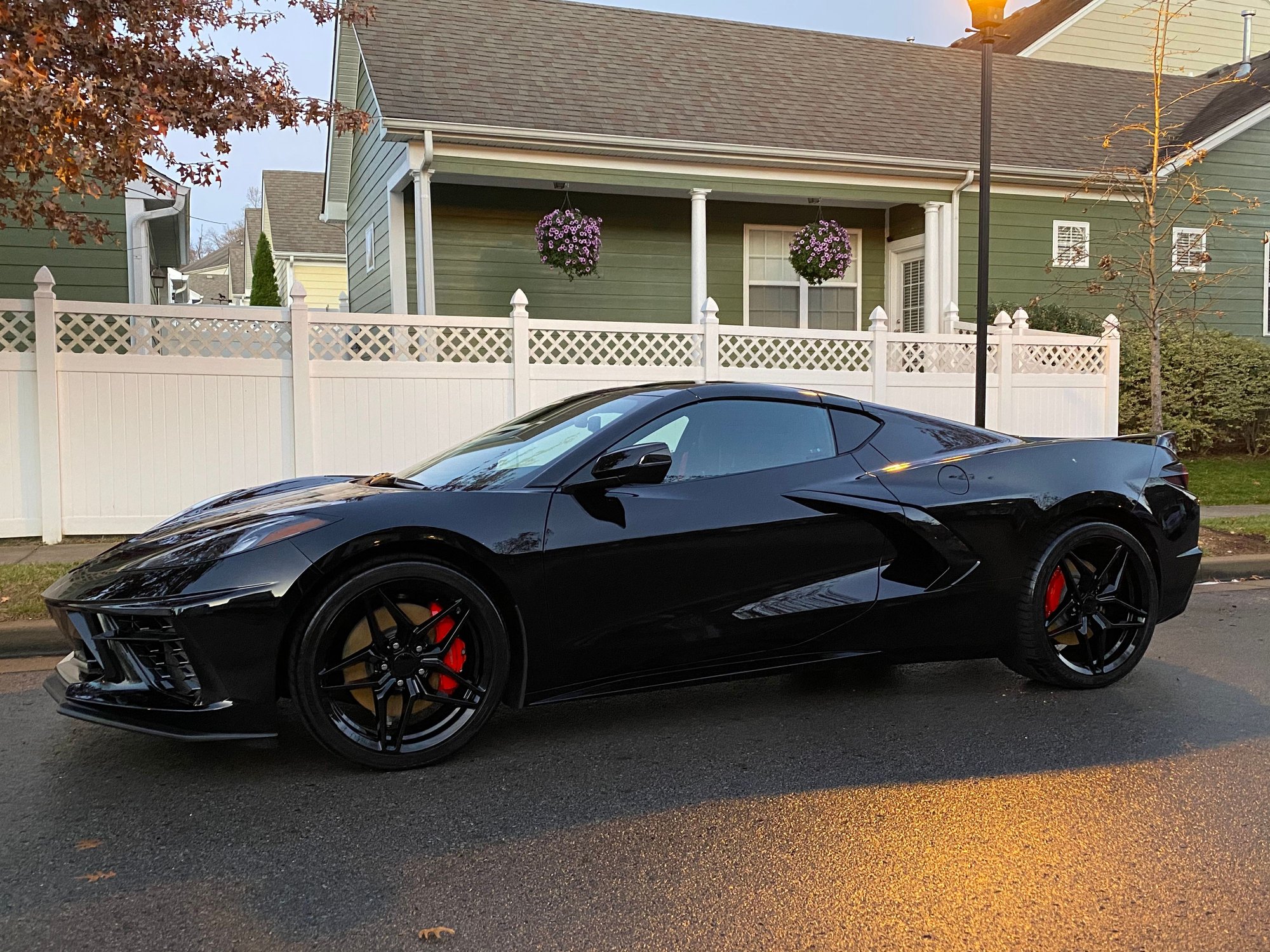 Exterior Accents on a Black C8 - CorvetteForum - Chevrolet Corvette ...