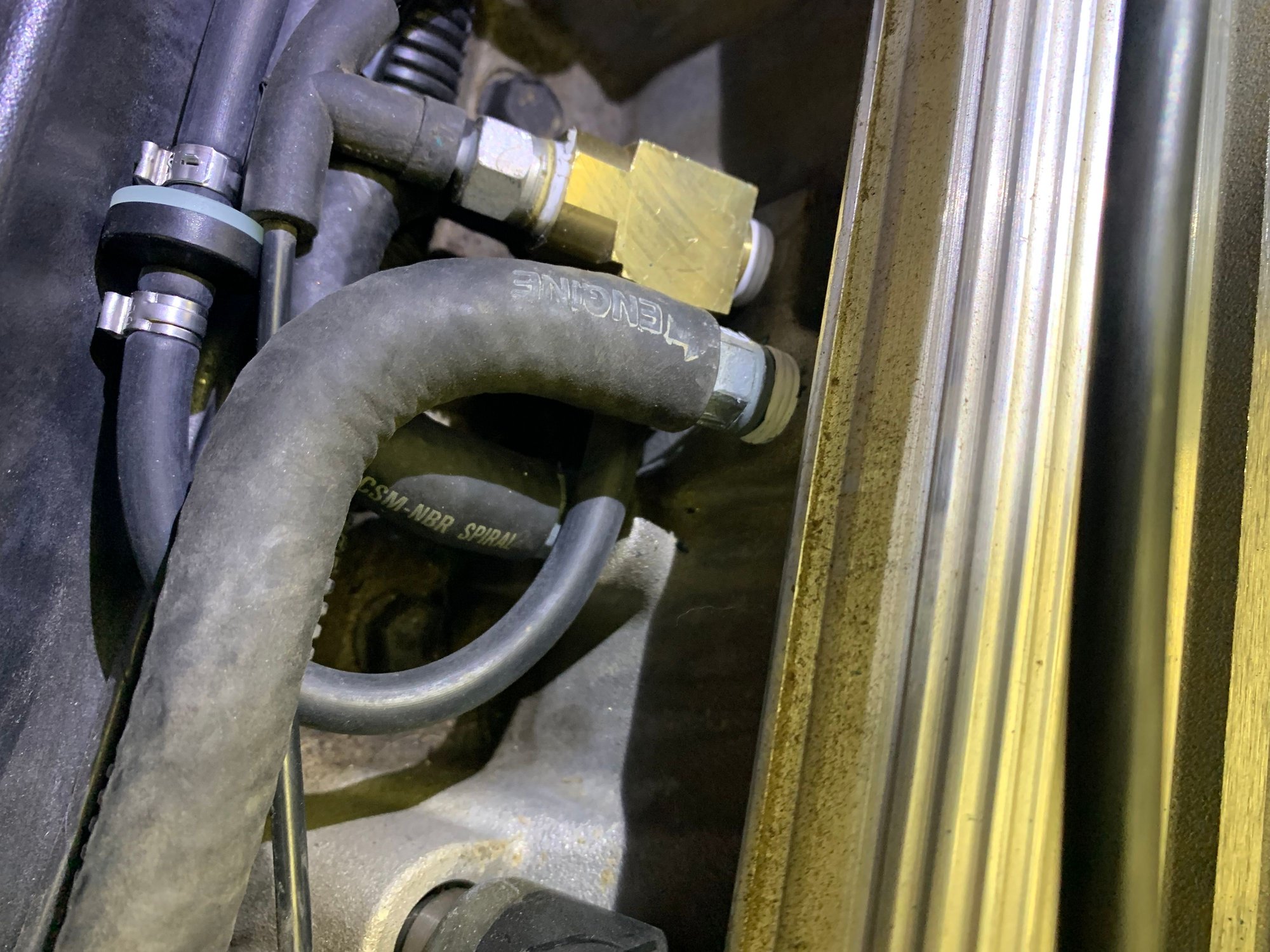 Petris Optispark upgrade - where to connect the vacuum lines ...