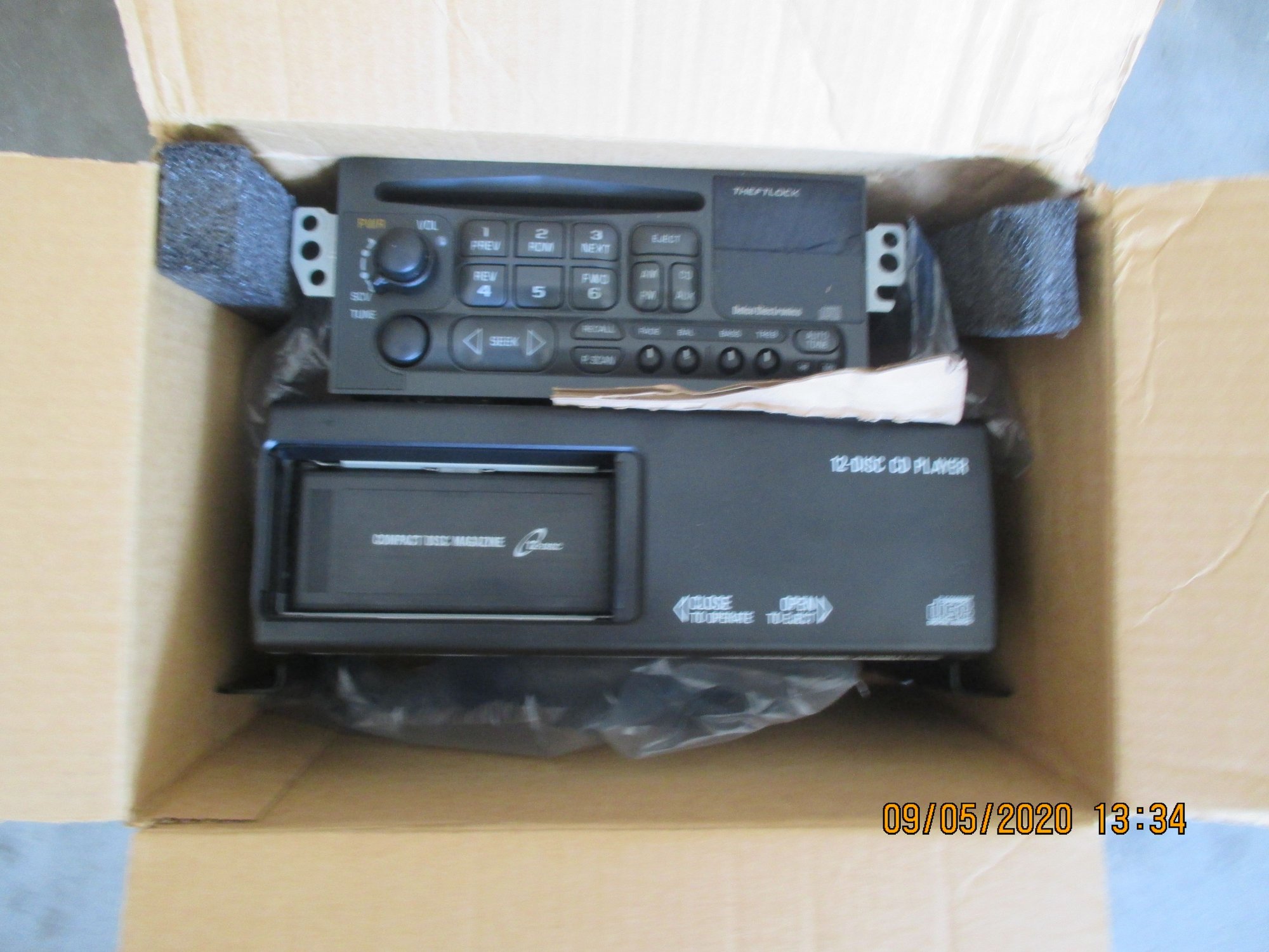 FS (For Sale) C5 12 disc cd changer with cd radio - CorvetteForum ...