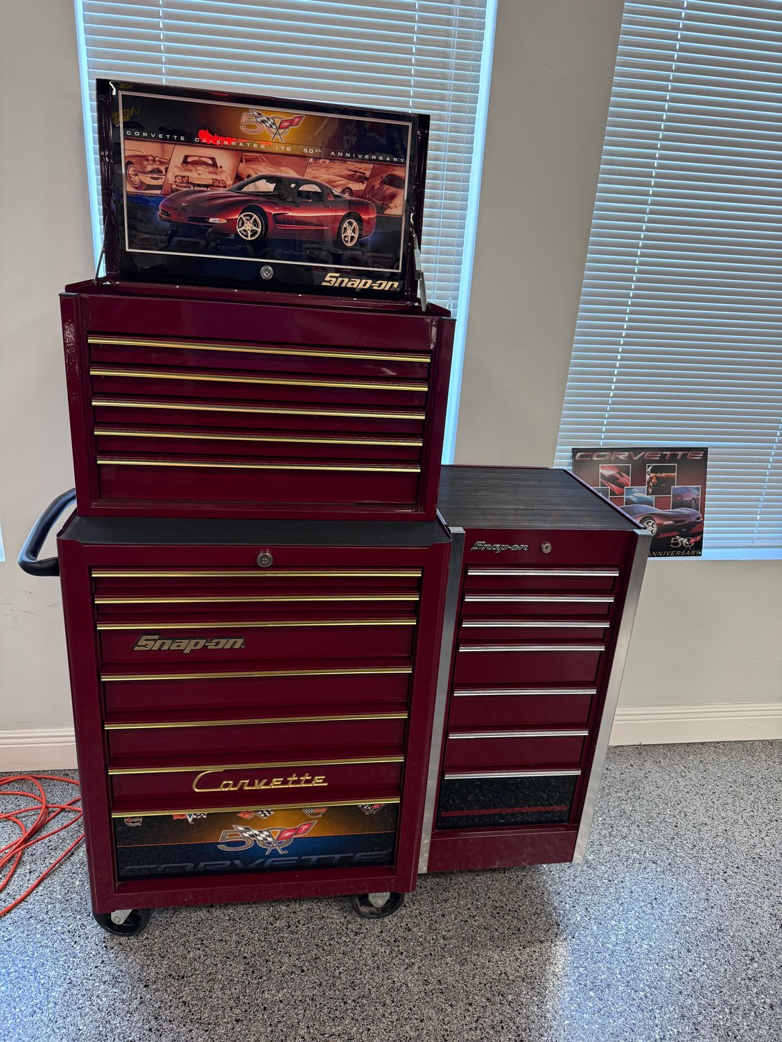 FS (For Sale) 50th anniversary snap on tool box in excellent condition ...