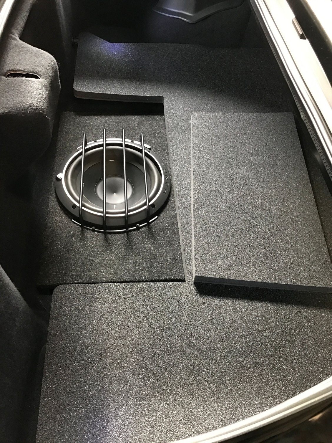 ★NEW!! Quiet Down Your Z06 Interior in Seconds!! / Blockit Sound ...