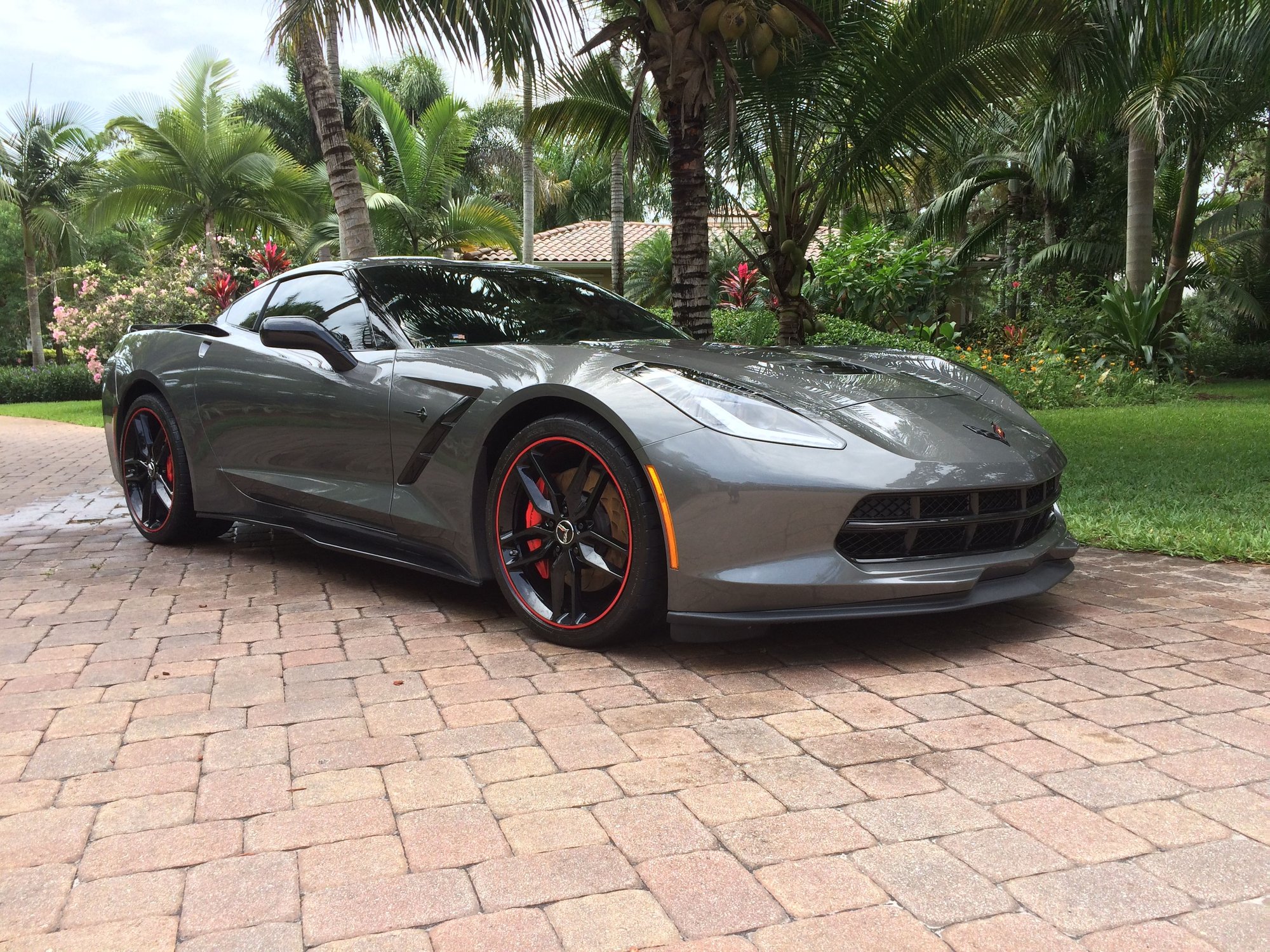 Grey C7s w/Z06 Side Skirts - Pics Please - CorvetteForum - Chevrolet ...