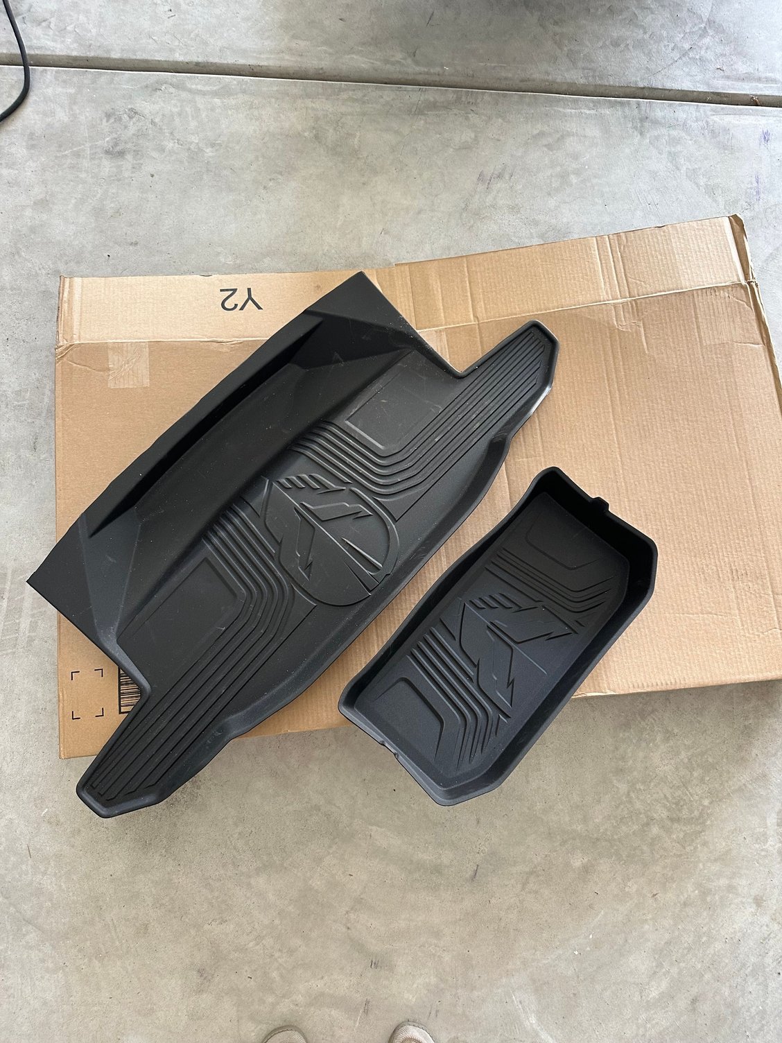 FS (For Sale) C8 Cargo Liners - CorvetteForum - Chevrolet Corvette ...