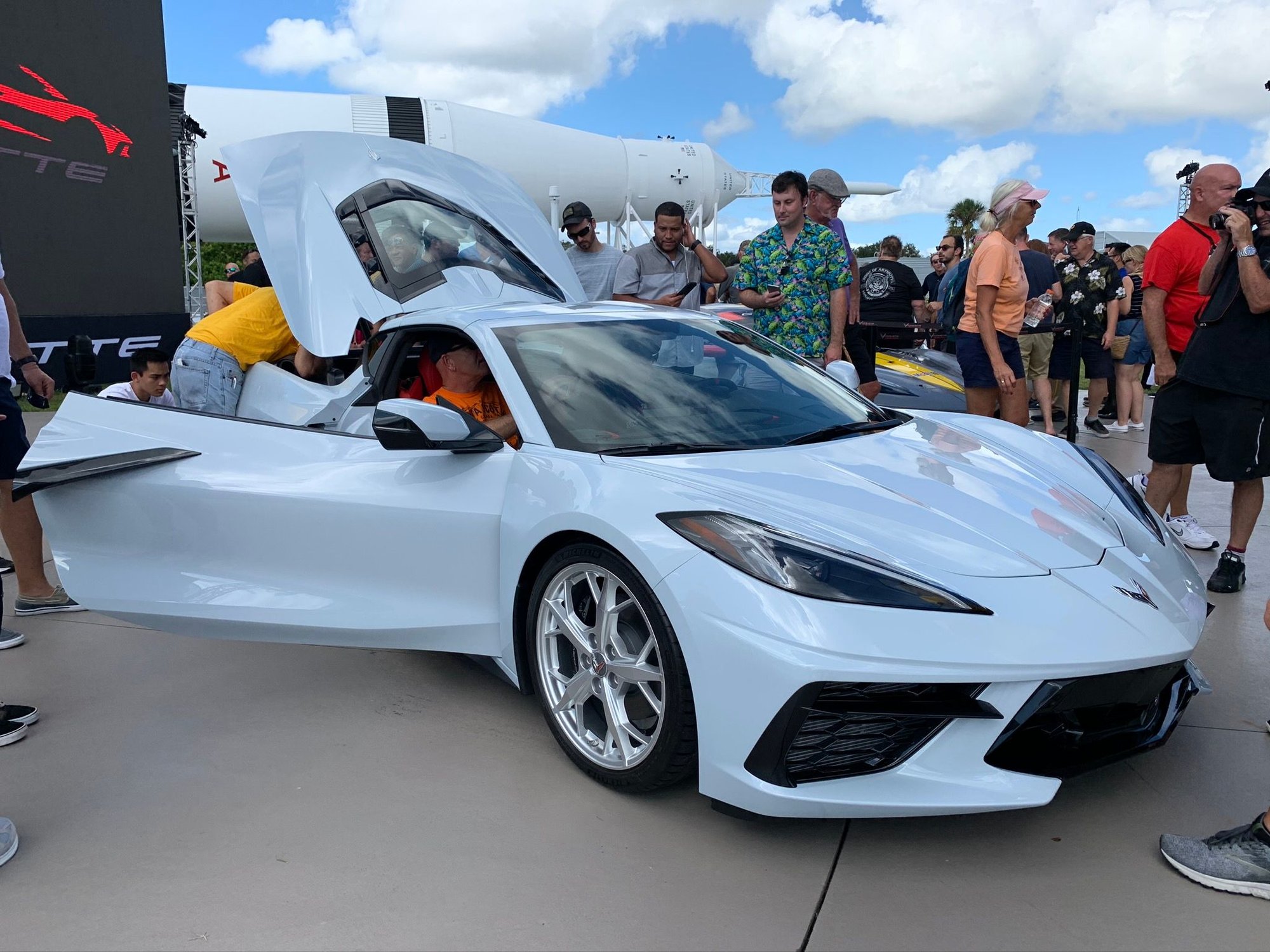 Arctic White C8 - CorvetteForum - Chevrolet Corvette Forum Discussion