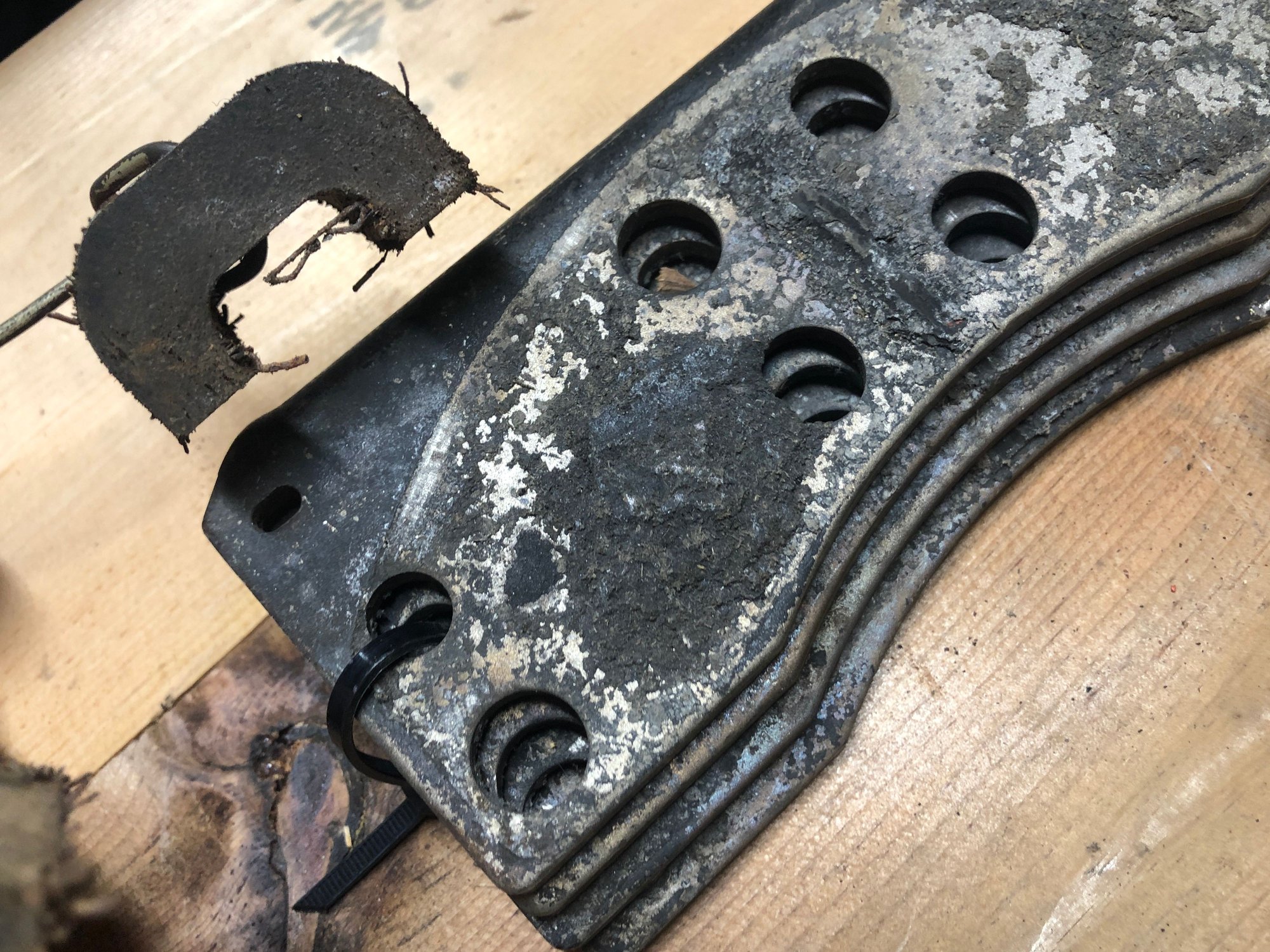 FS (For Sale) Original J56 Inconel "twin pin" brake pad backing plates ...