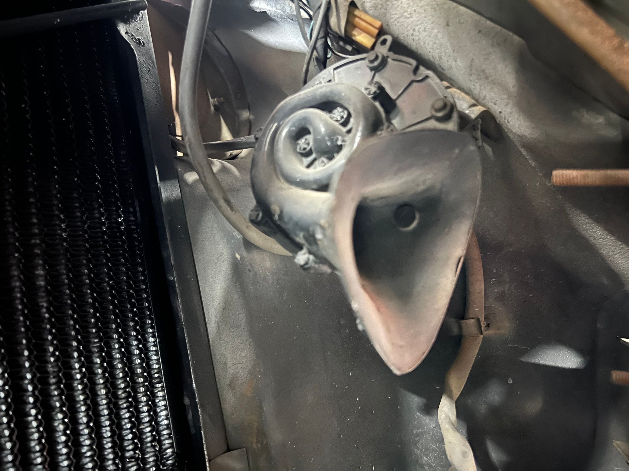 C1 1960 horn position - CorvetteForum - Chevrolet Corvette Forum Discussion